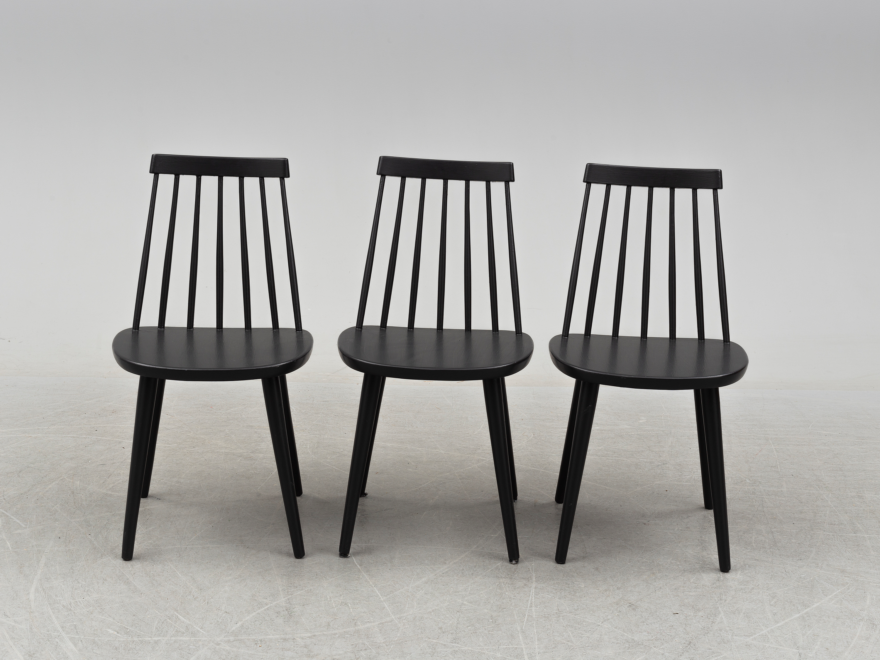 A set of three 'Pinocchio' chairs by Yngve Ekström. - Bukowskis