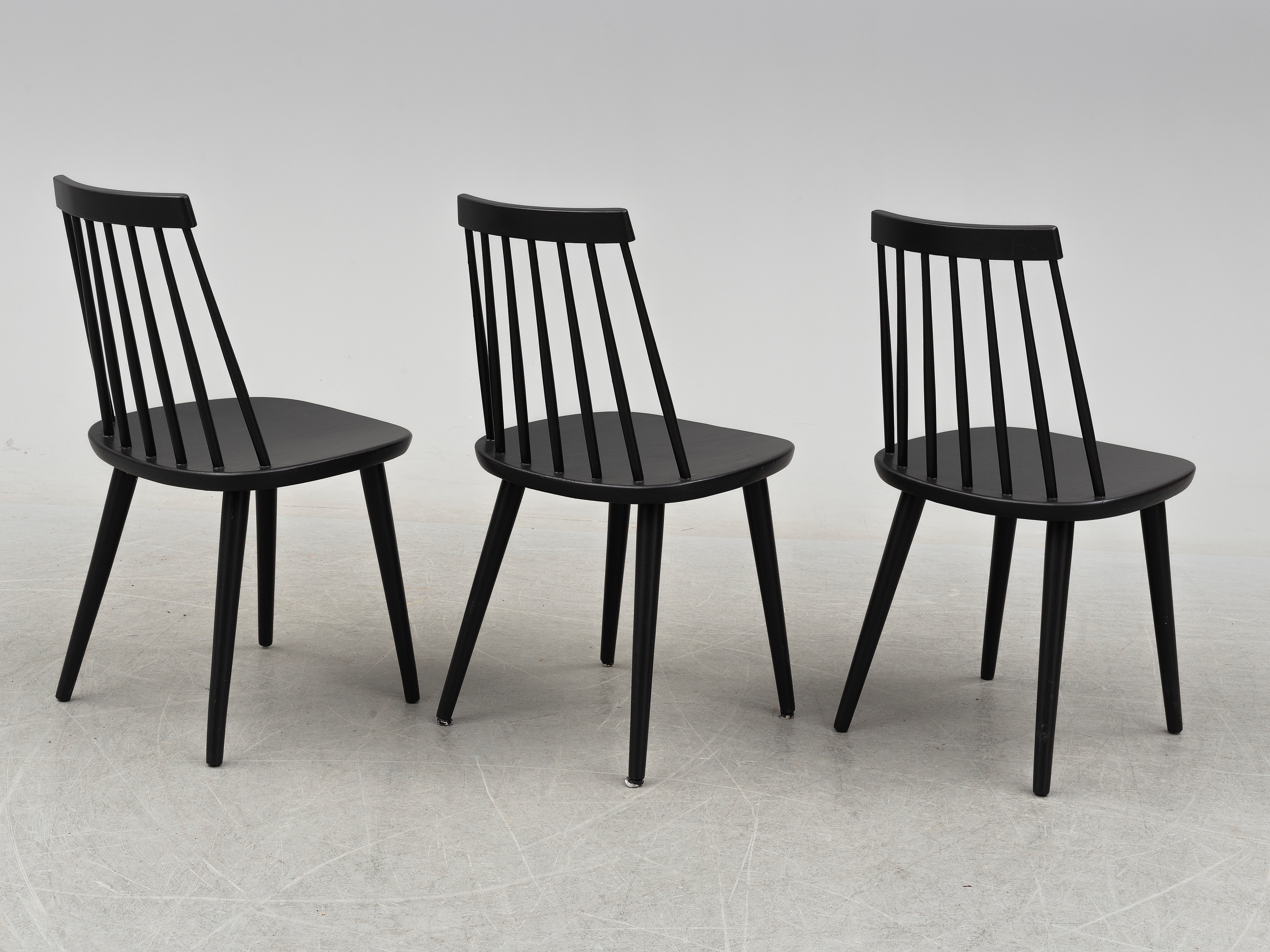 A set of three 'Pinocchio' chairs by Yngve Ekström. - Bukowskis