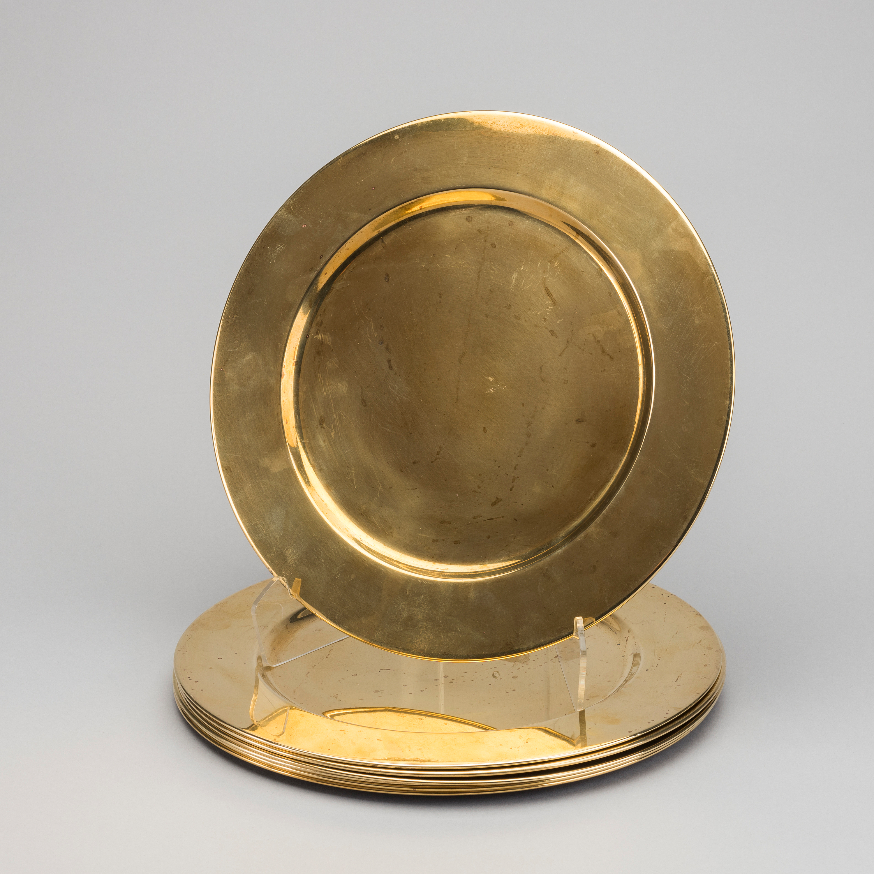 SEVEN BRASS PLATES. - Bukowskis