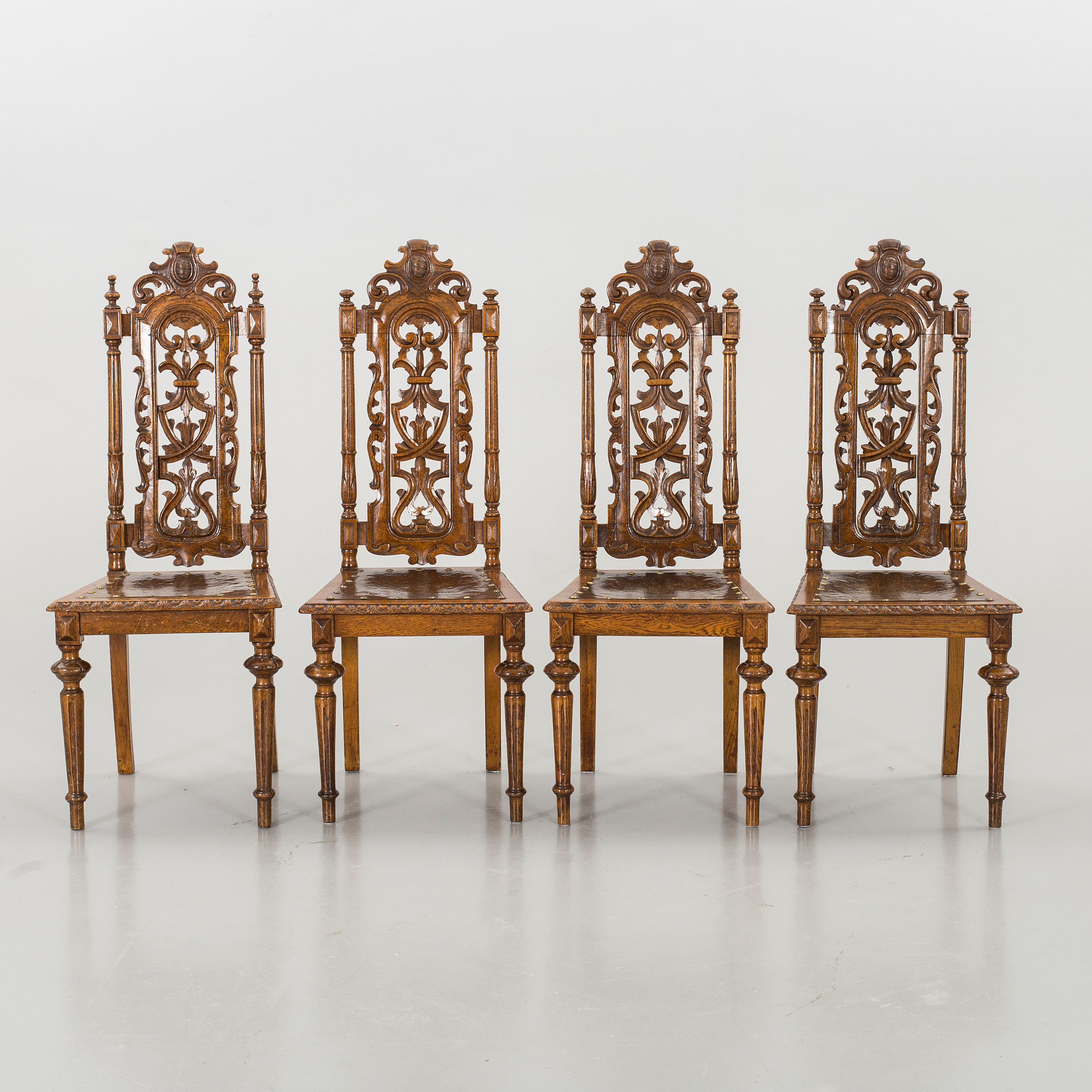 TEN LATE 19TH CENTURY CHAIRS. - Bukowskis