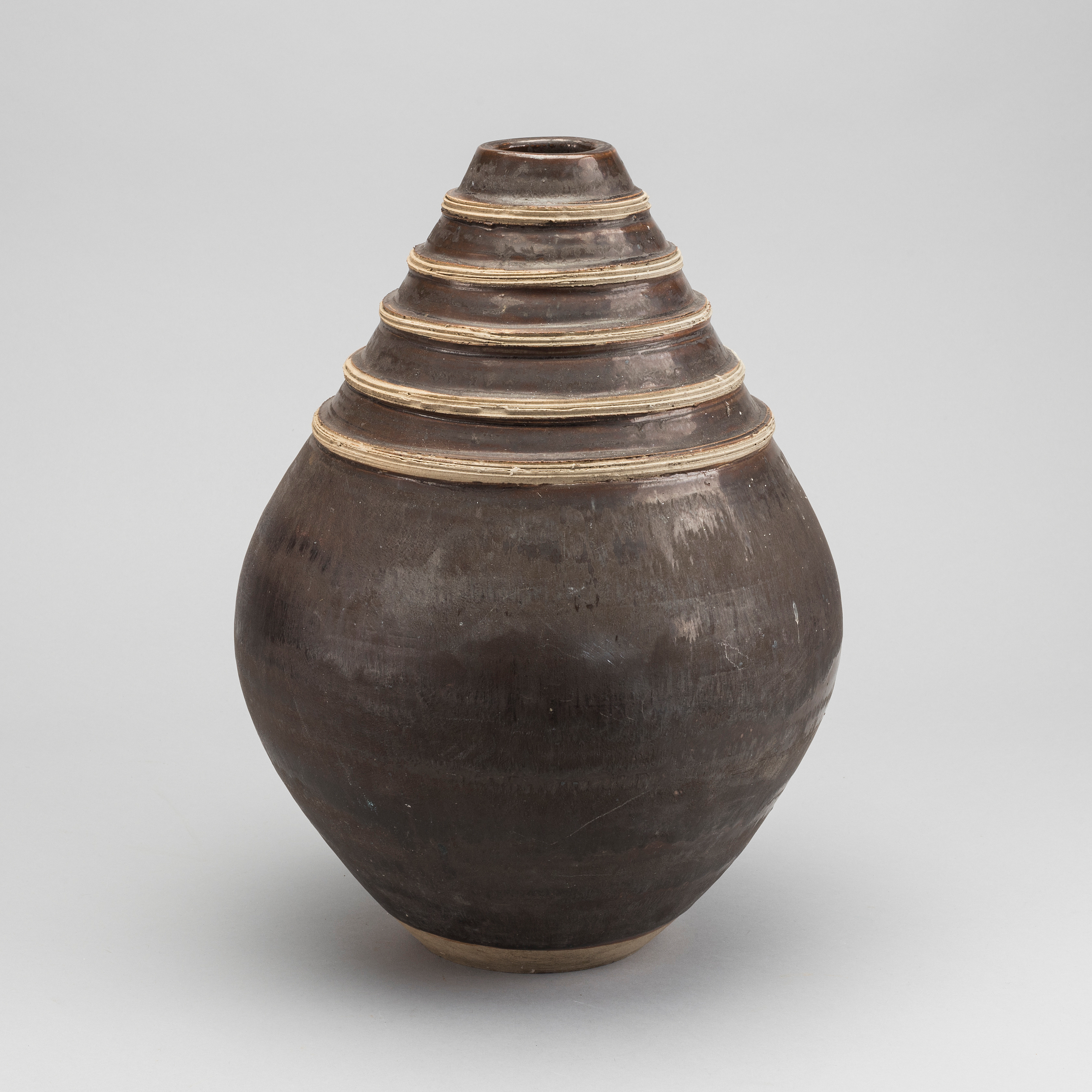 EDGAR BÖCKMAN, a monogramsigned stoneware vase. - Bukowskis