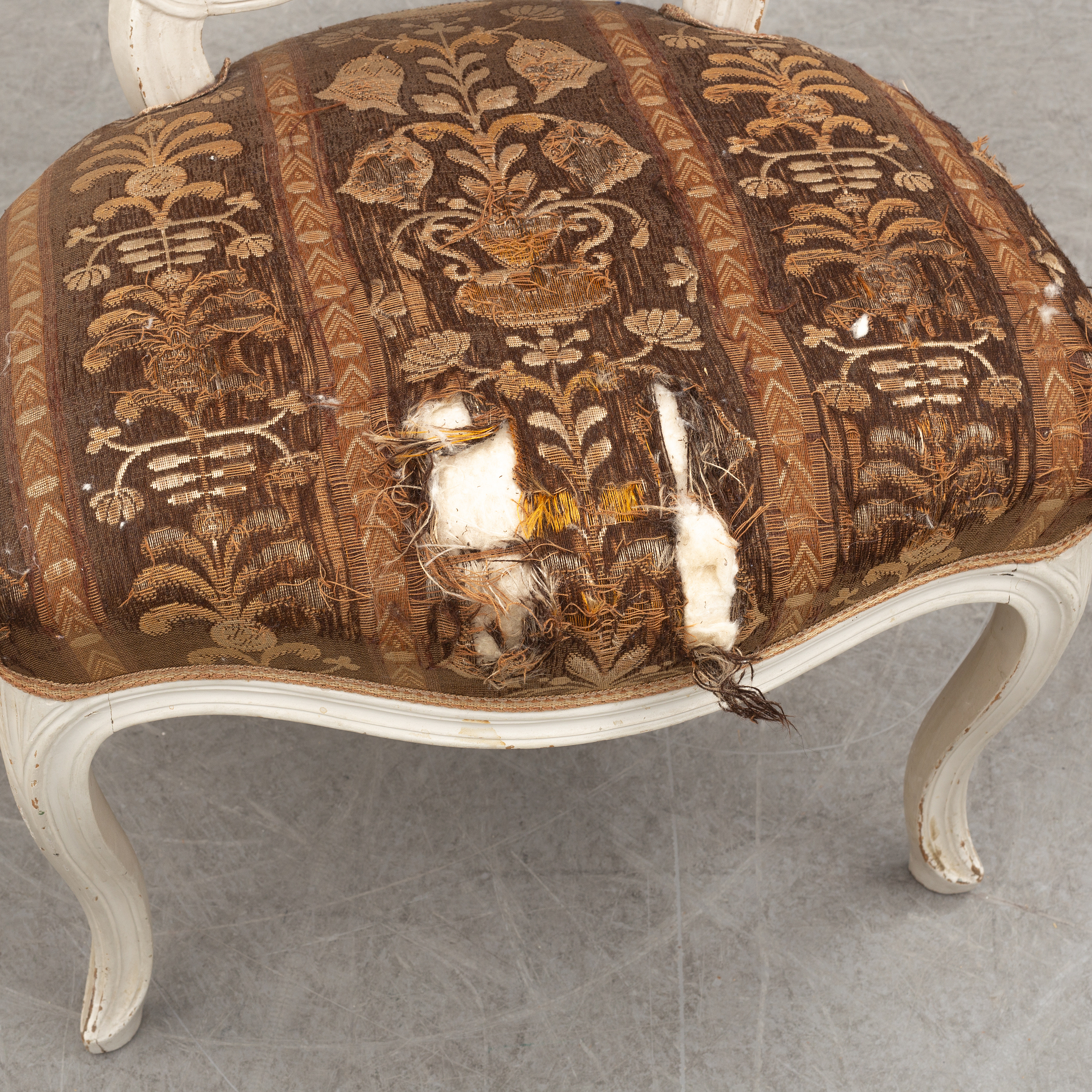 A Rococo chair, 18th Century. - Bukowskis