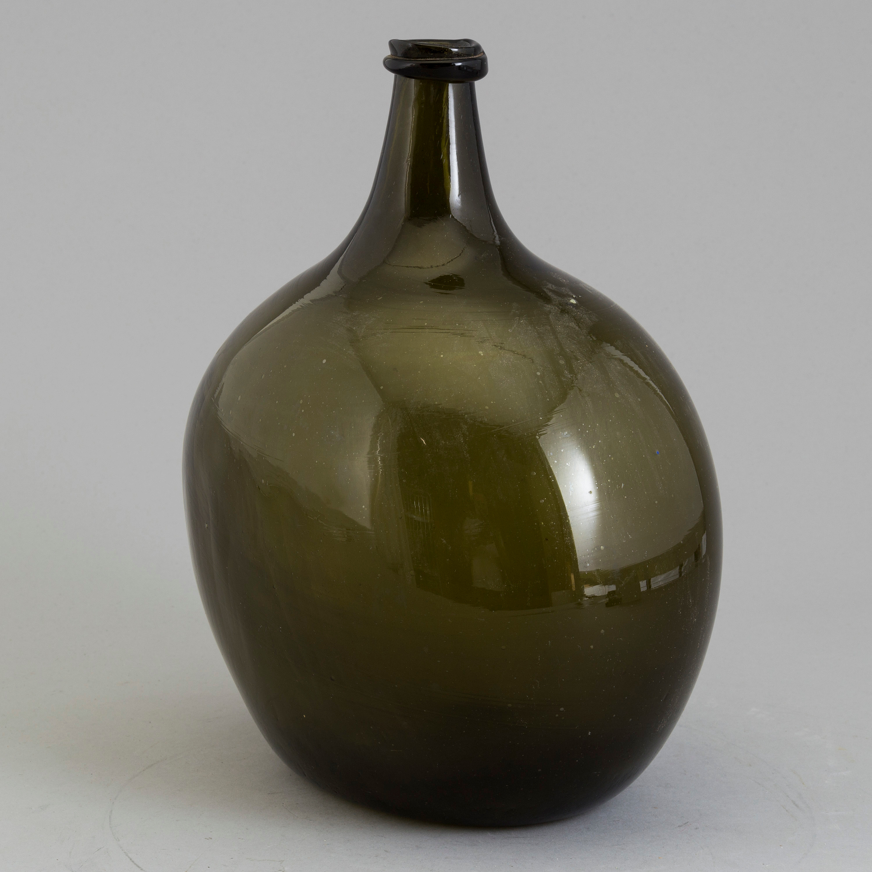 FLASKA, grönt glas, 1700-/1800-tal. - Bukowskis