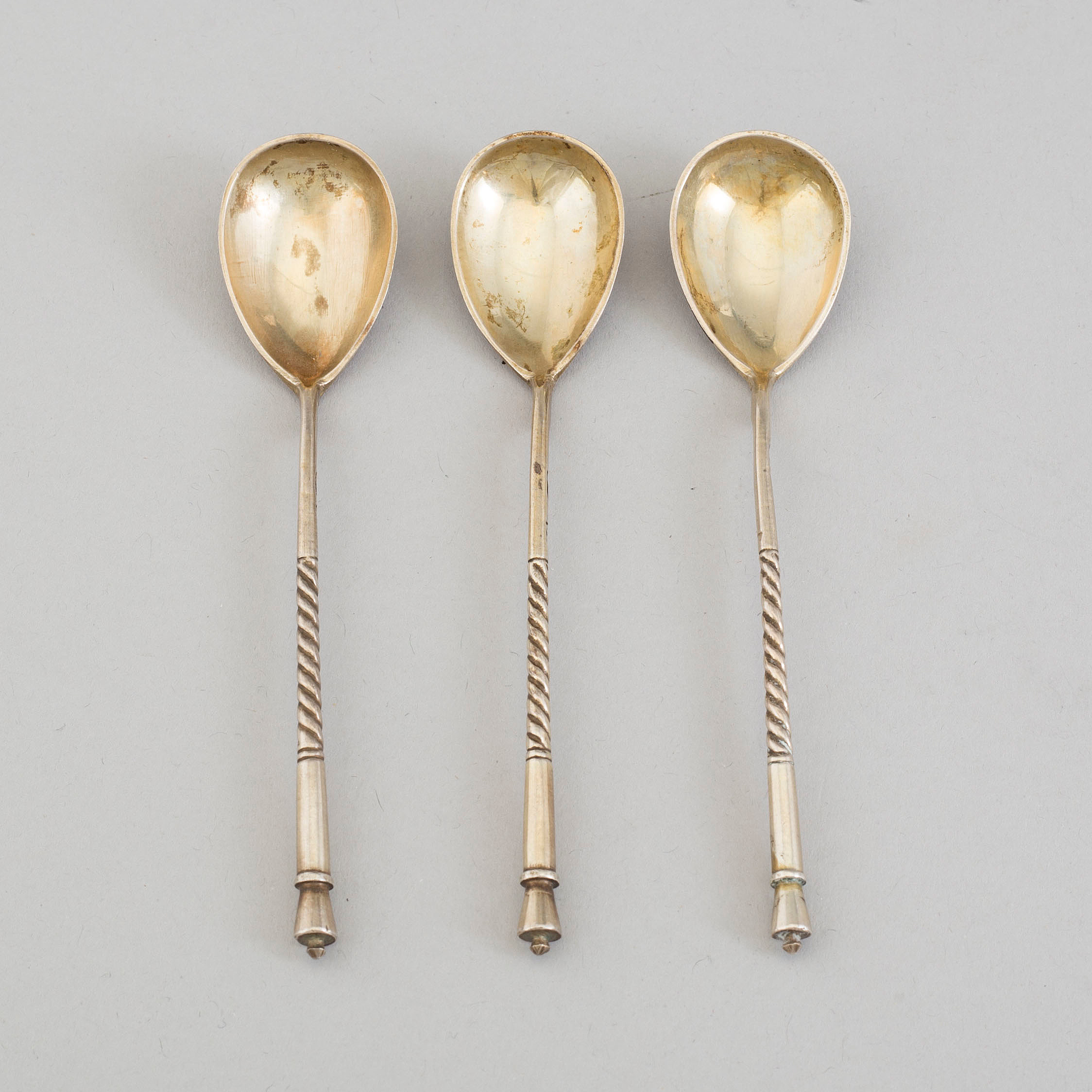 SKEDAR 3 st, silver, Ryssland, 1900-tal. - Bukowskis