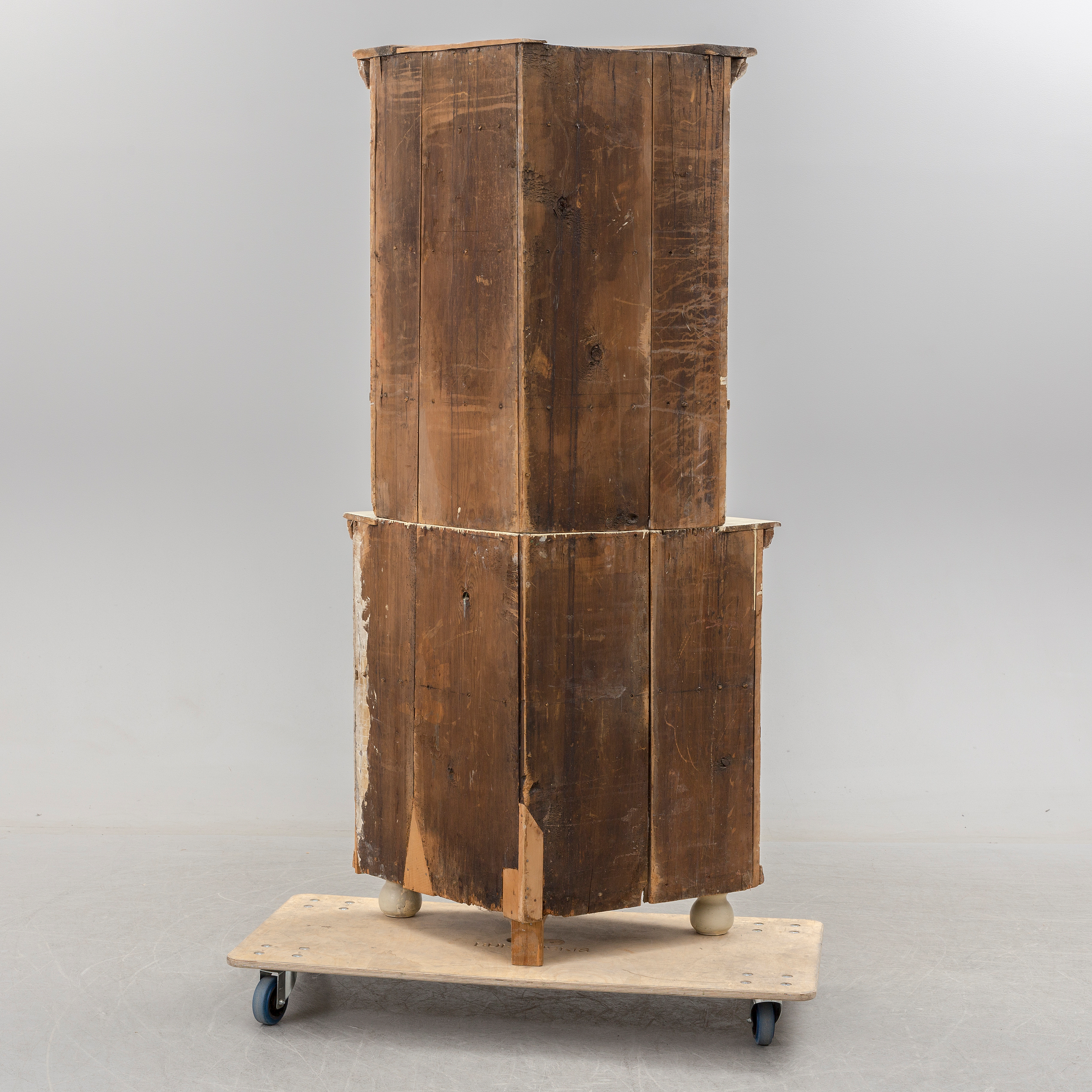 A second half of the 19th century cabnt. - Bukowskis