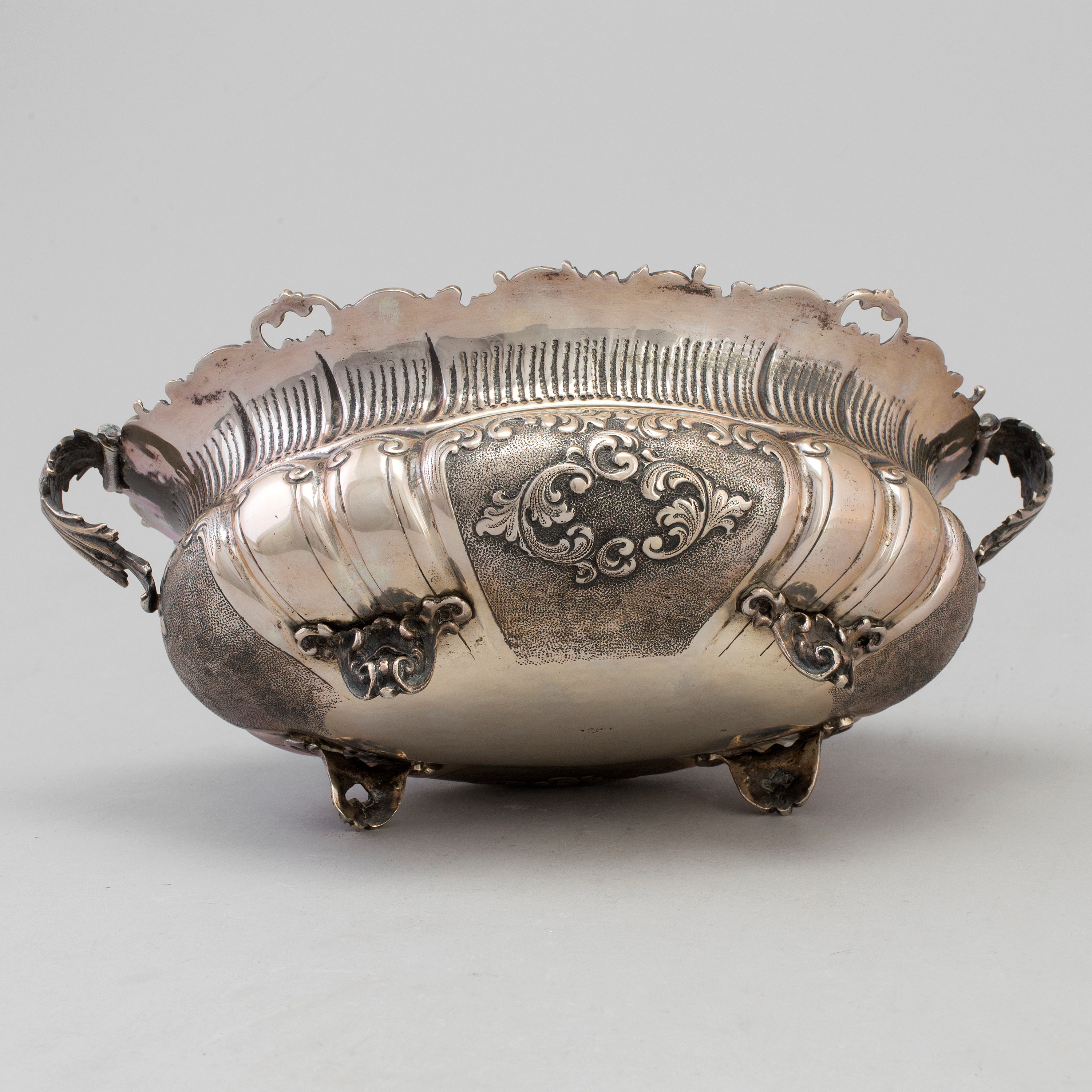 JARDINJÄR, silver, troligen Italien, 1900-tal. - Bukowskis