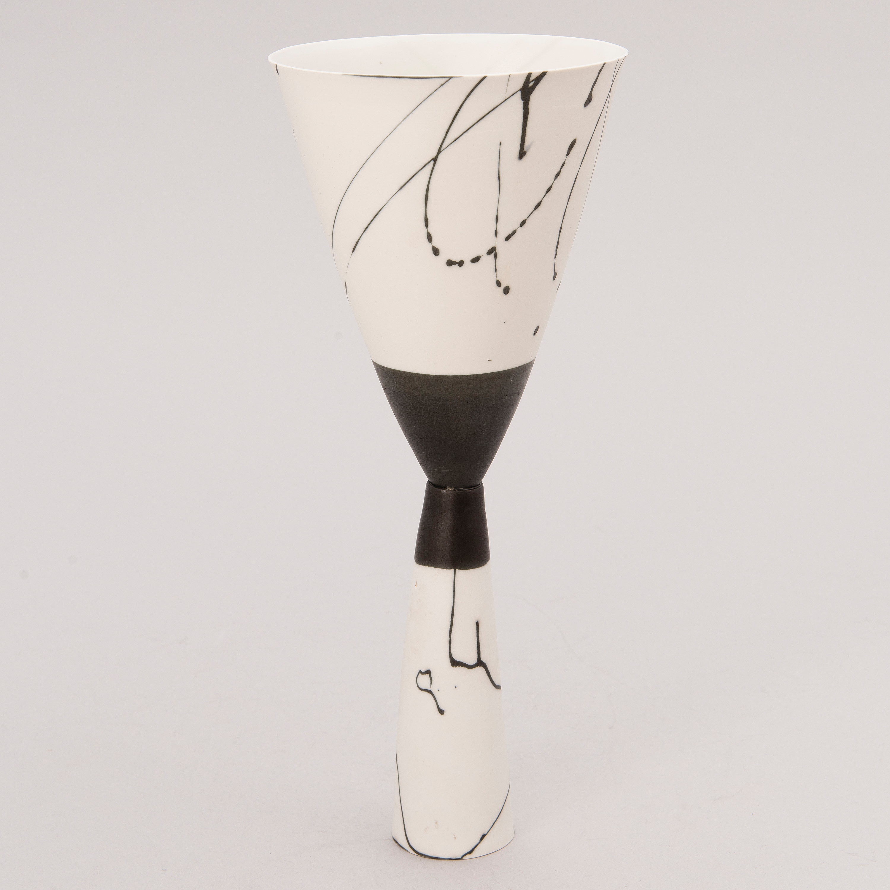 INKERI LEIVO, A porcelain goblet, signed Inkeri Leivo, Arabia -86 ...