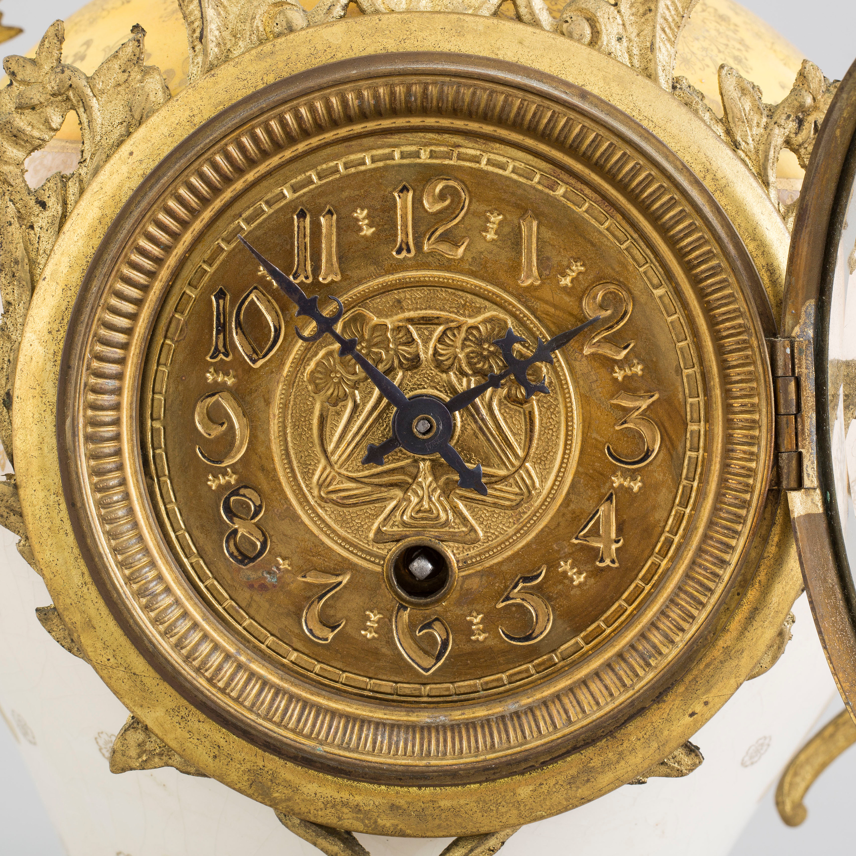 A TABLE CLOCK, early 20th century. - Bukowskis