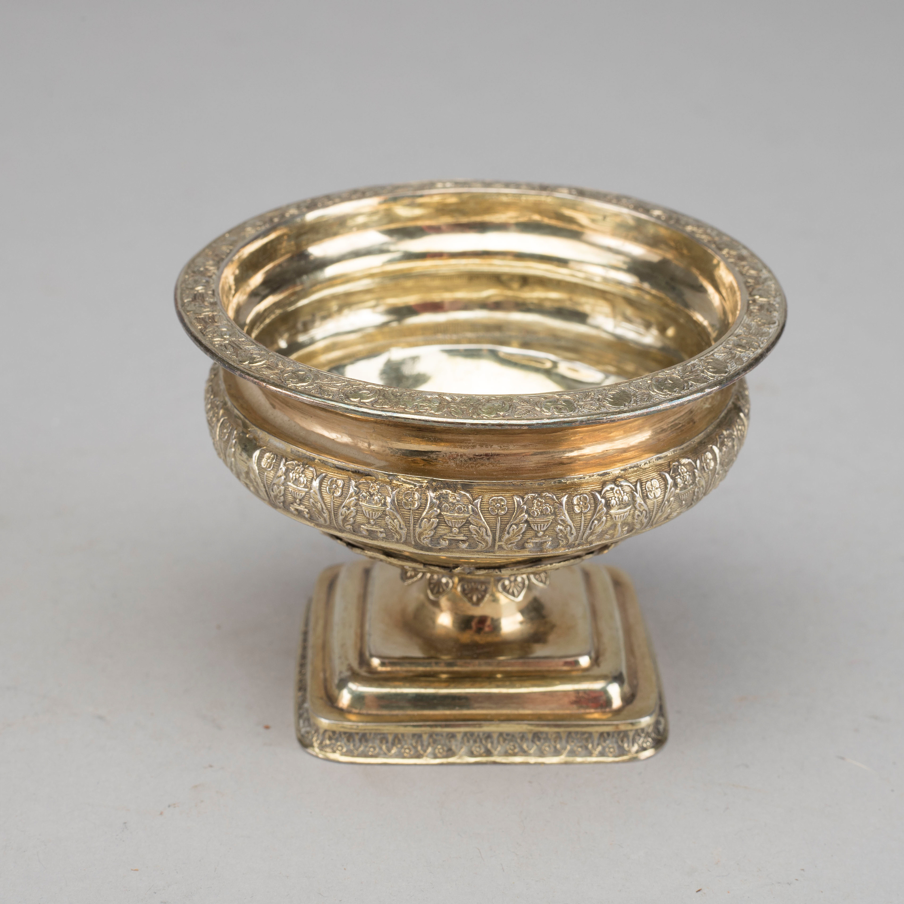 SALT CELLARS, RUSSIAN, 2 silver, 1800s. - Bukowskis