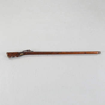 A snaplock rifle, 17th century. - Bukowskis