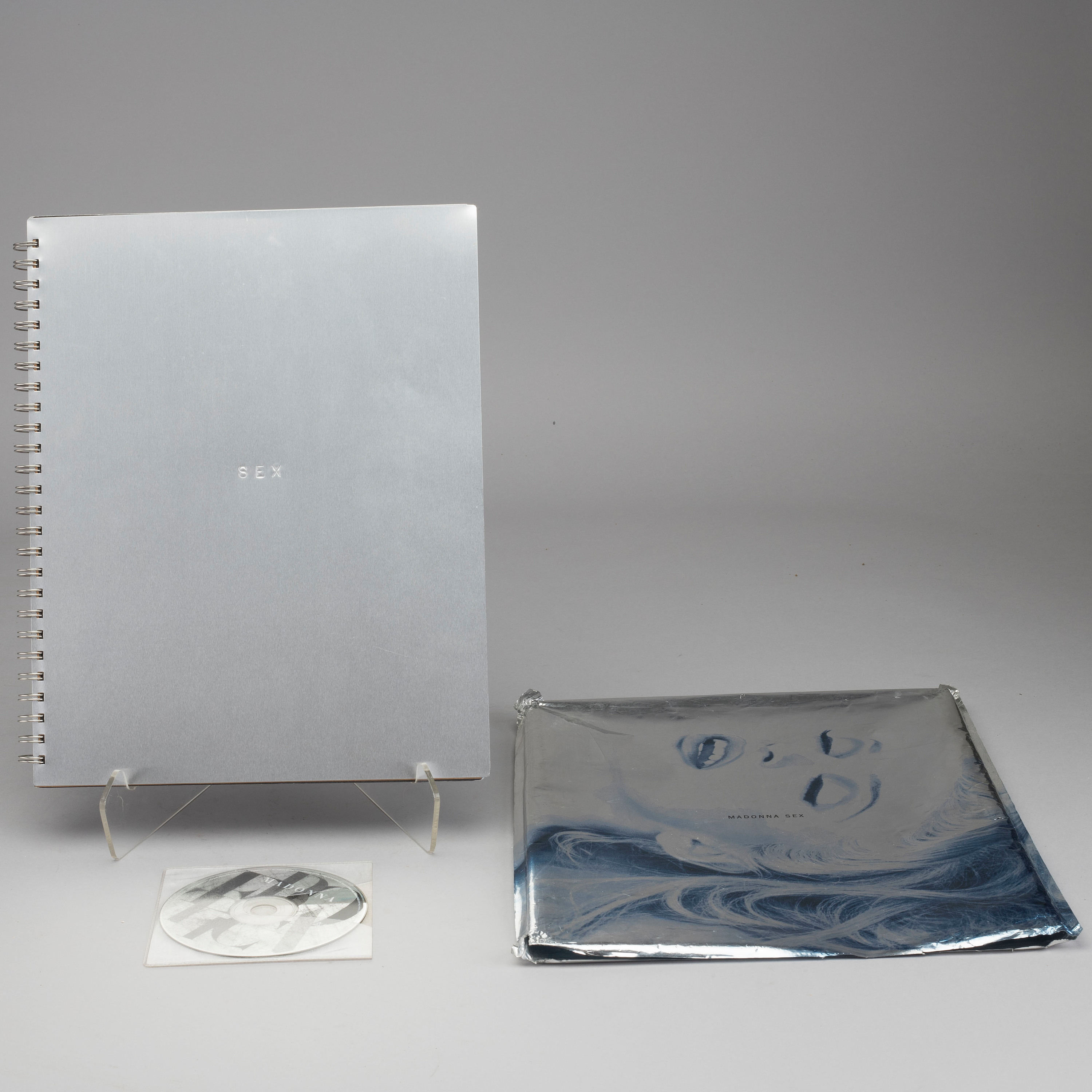 STEVEN MEISEL, "Madonna Sex", Book and CD. 1992. - Bukowskis