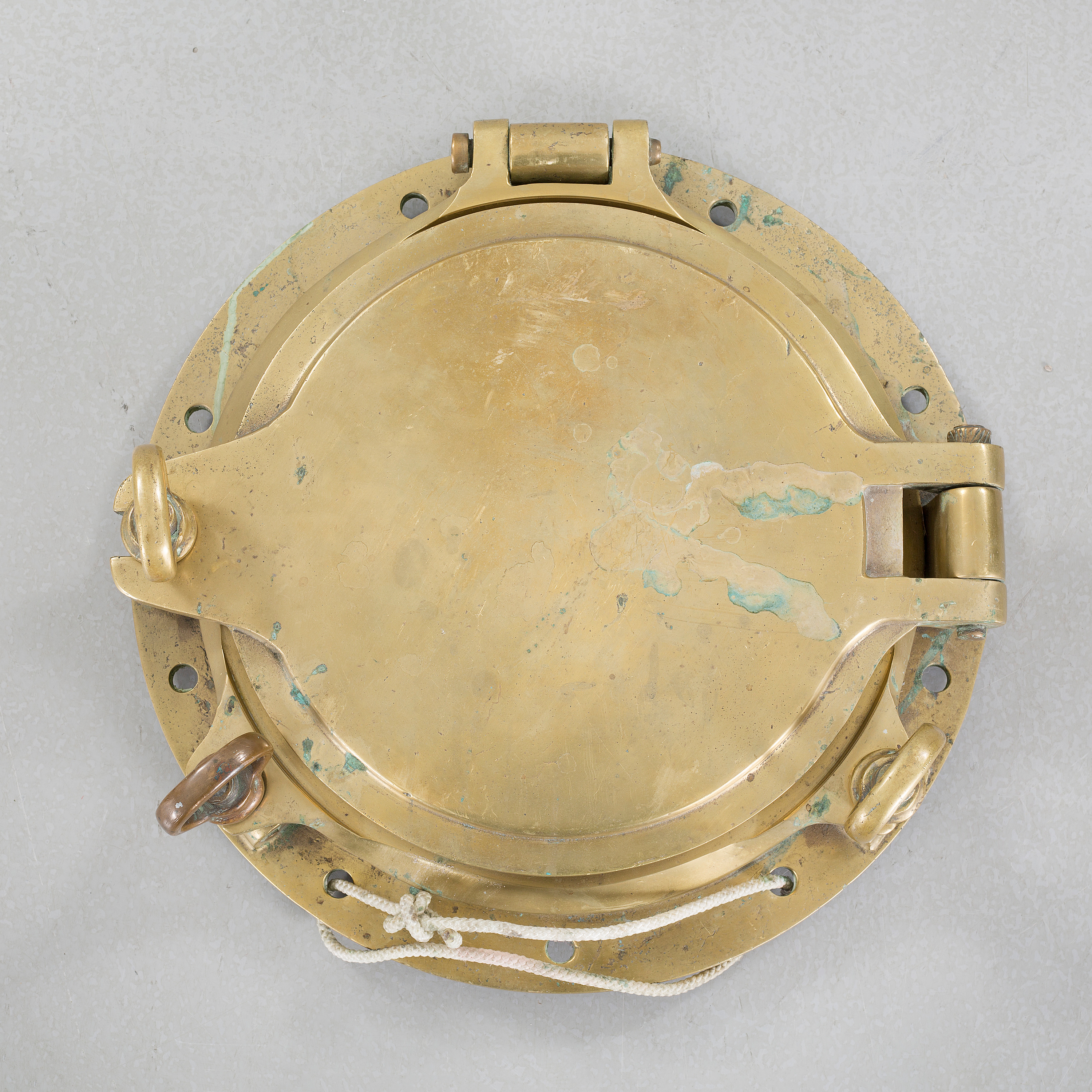 A brass ship hatch, 20th century. - Bukowskis