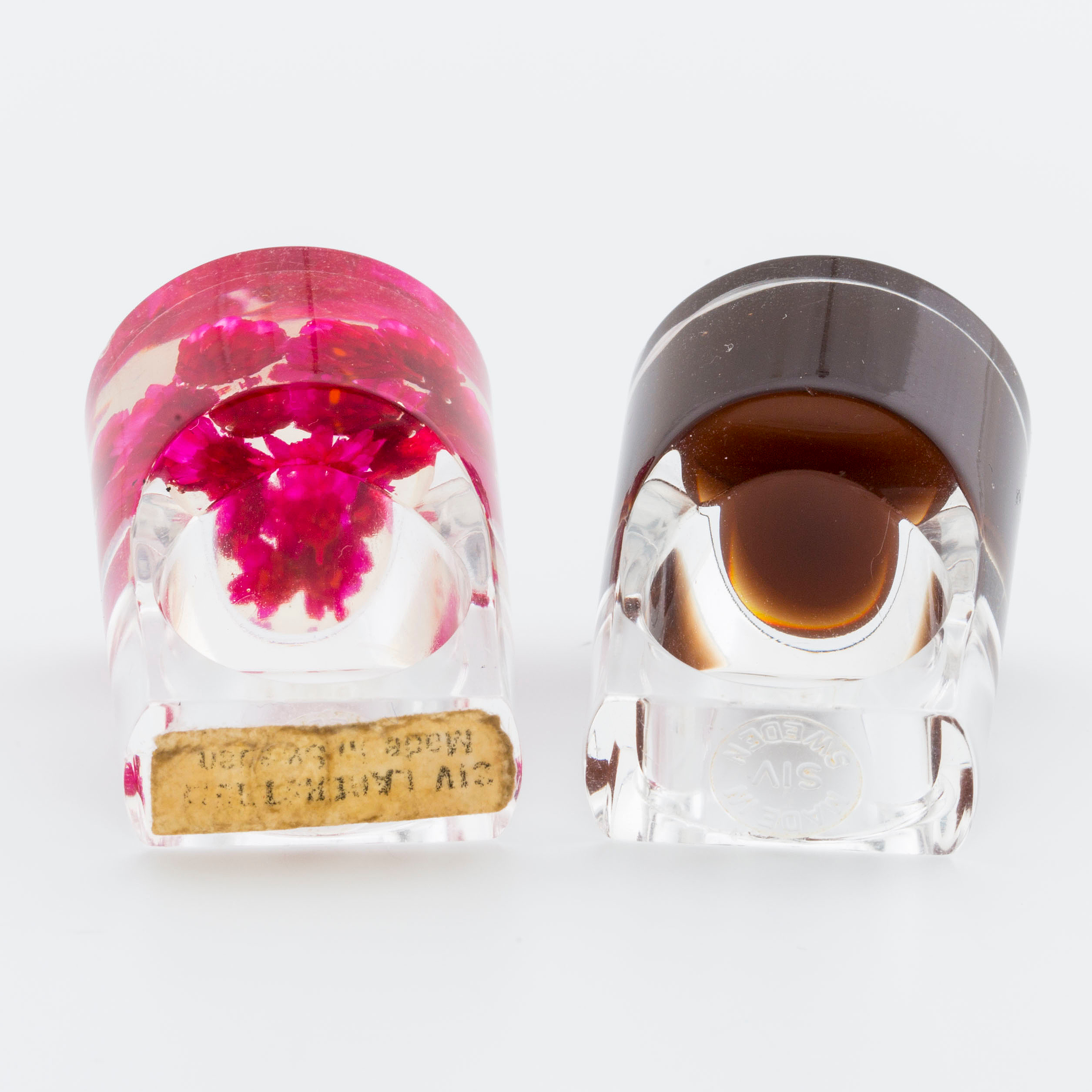 SIV LAGERSTRÖM, ringar 2 st acryl/plast Gravyrverken 1970-tal. - Bukowskis