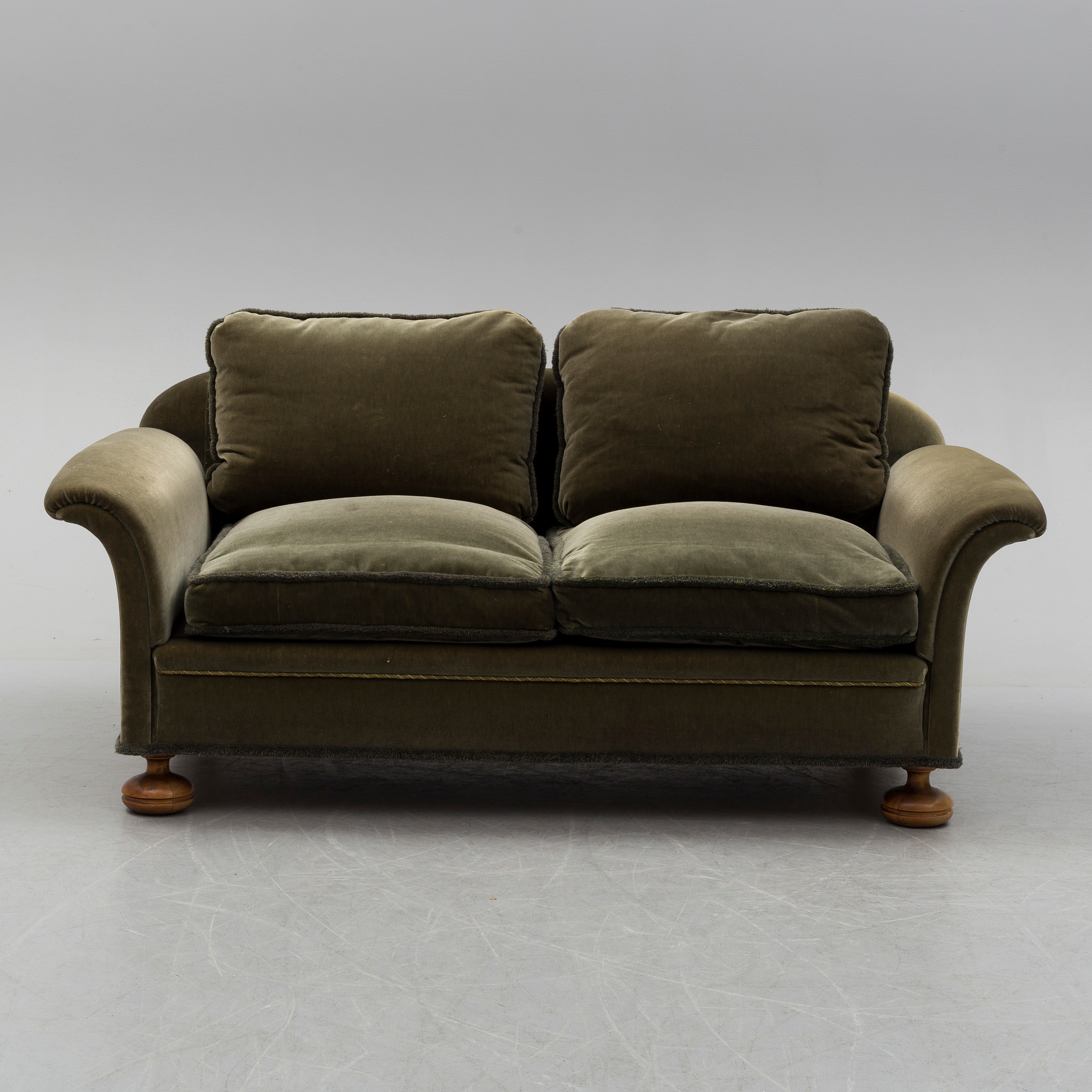 A 1940s sofa. - Bukowskis