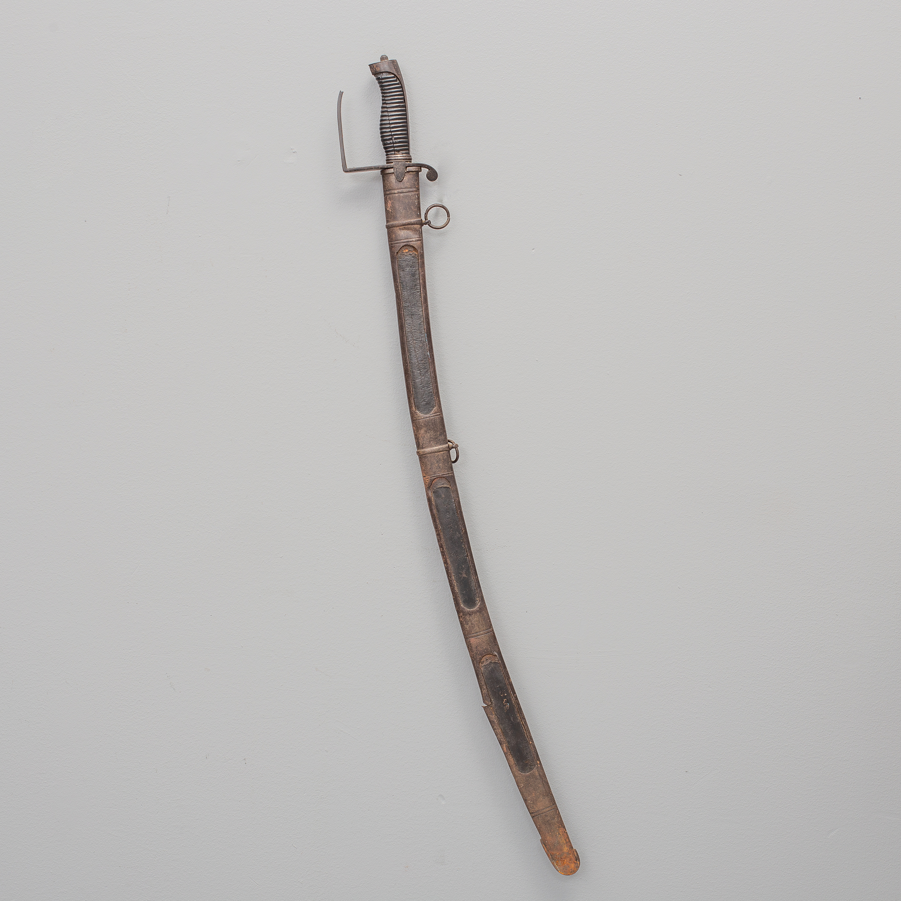 A british sabre with scabbard circa 1800. - Bukowskis