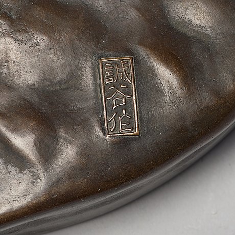 A large Japanese bronze sculpture group, signed Seiya Genryusai, Meiji ...