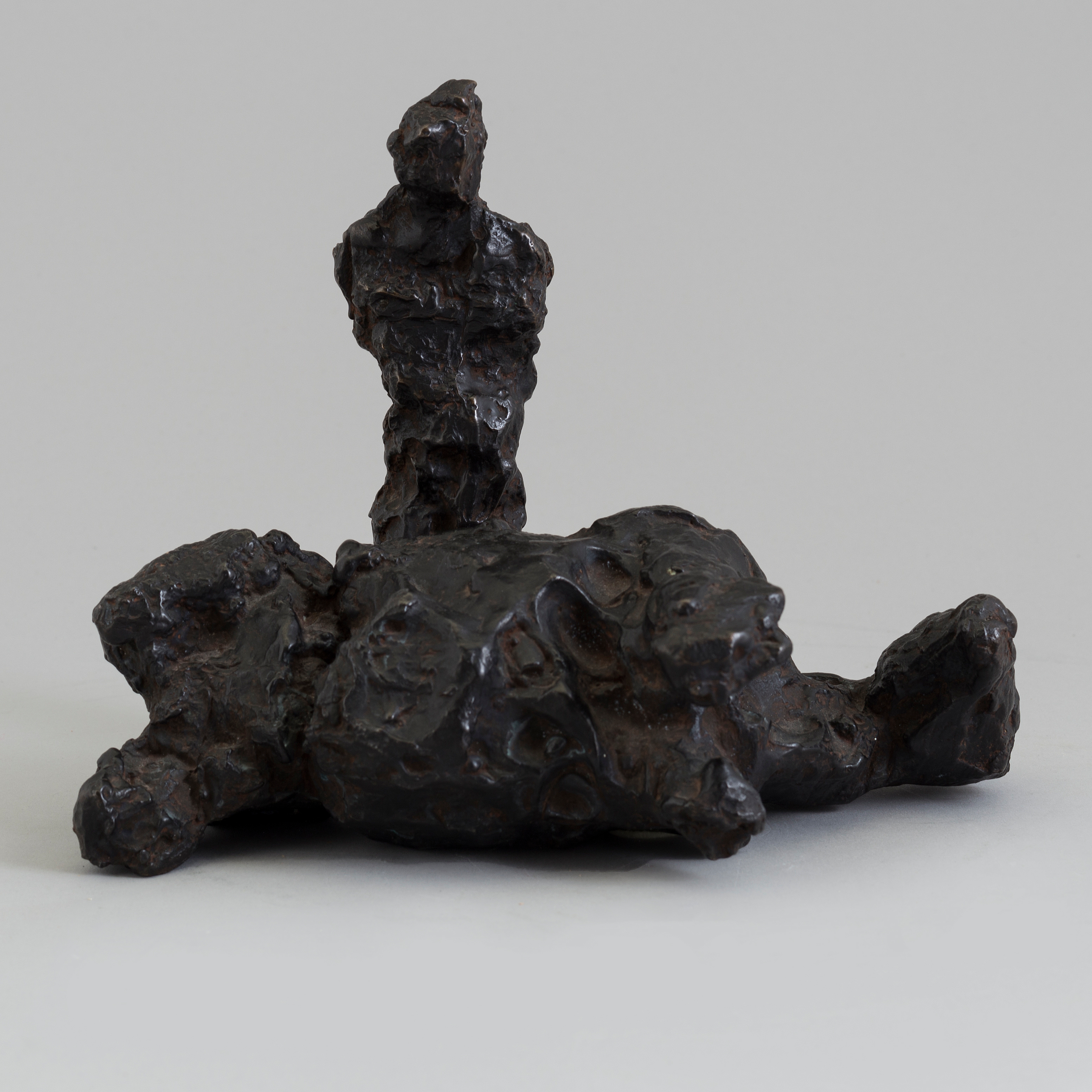 ASMUND ARLE, Sculpture, bronze, signed A. Arle. - Bukowskis