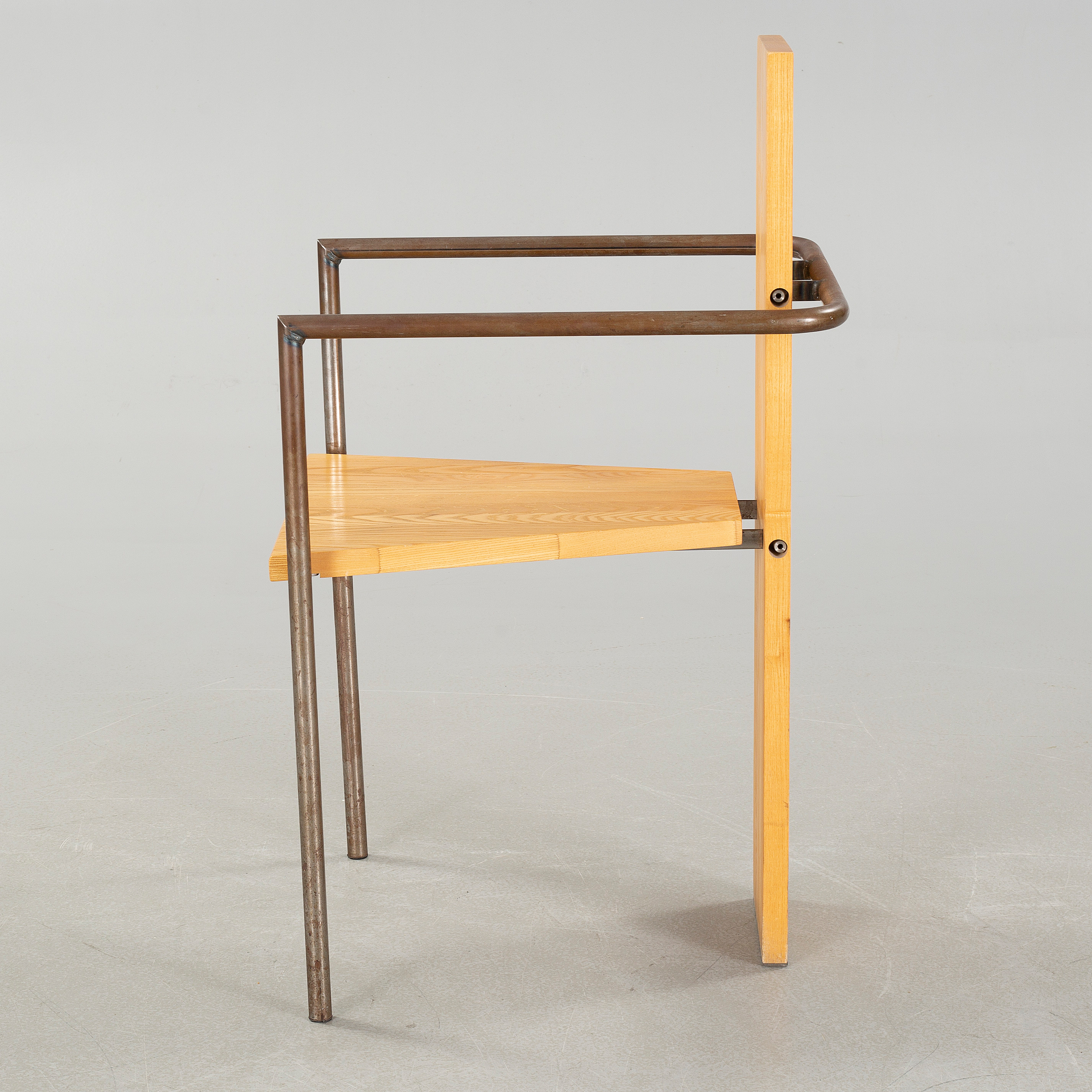 JONAS BOHLIN, stol, "Concrete", 1900-talets senare del. - Bukowskis