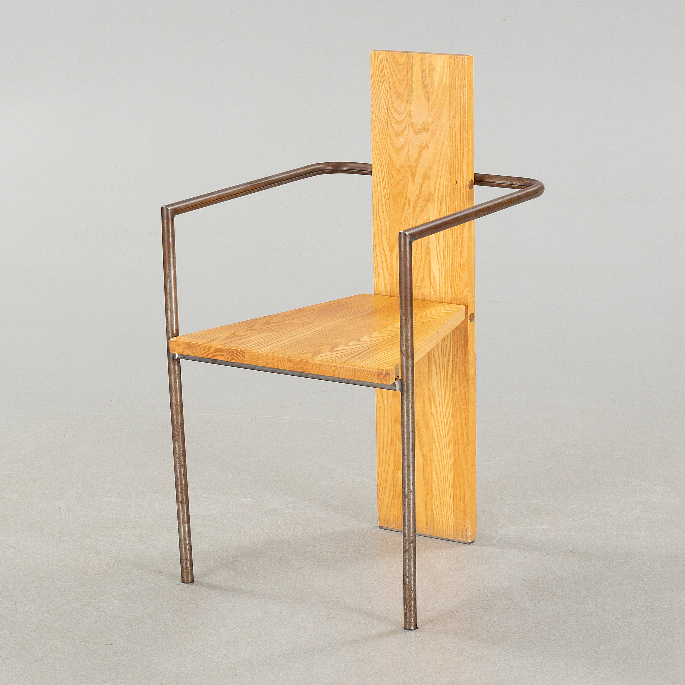 JONAS BOHLIN, stol, "Concrete", 1900-talets senare del. - Bukowskis