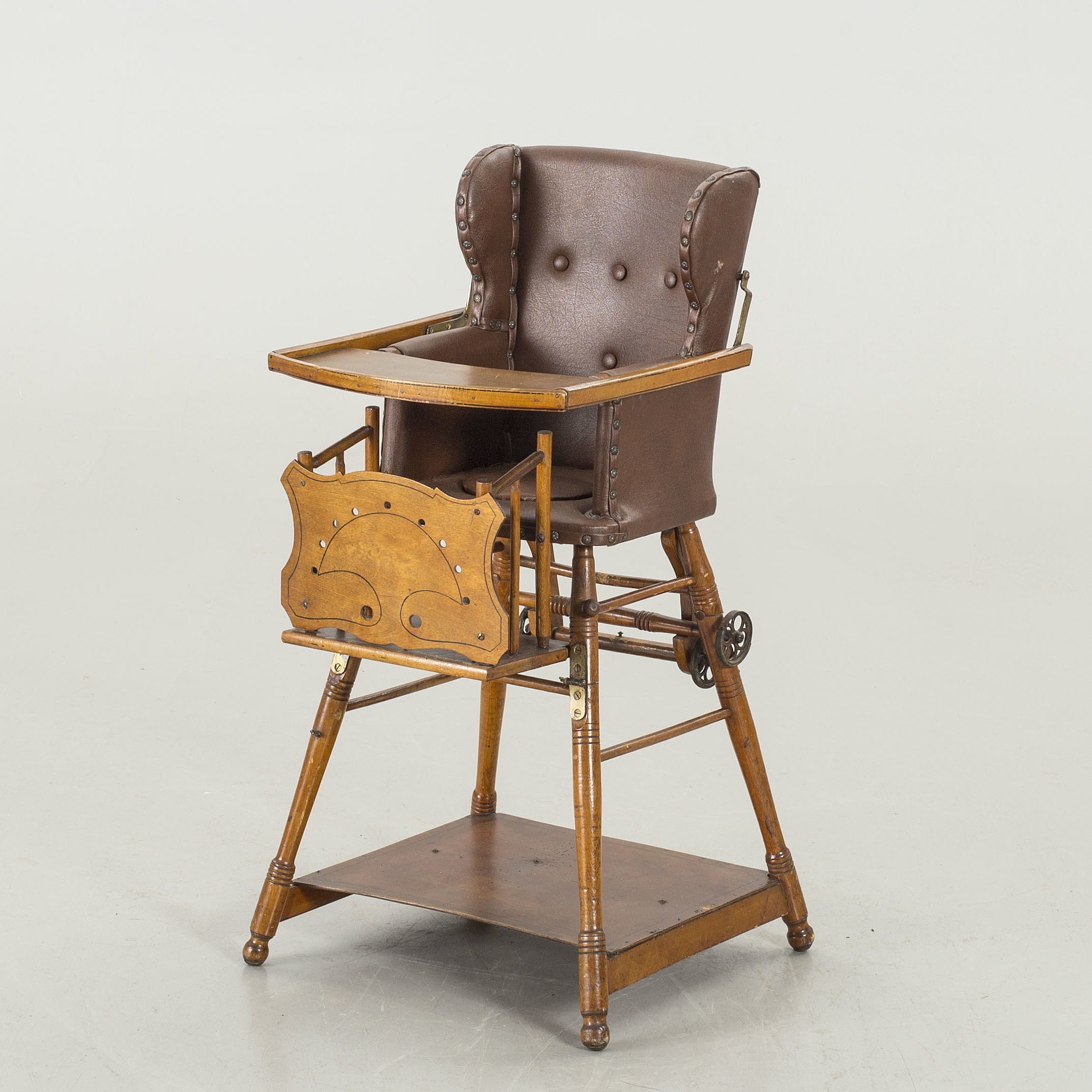 BARNSTOL 1900-talets första hälft. - Bukowskis