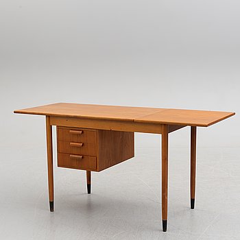 A mid 20th century desk by Gemla, Sweden. - Bukowskis