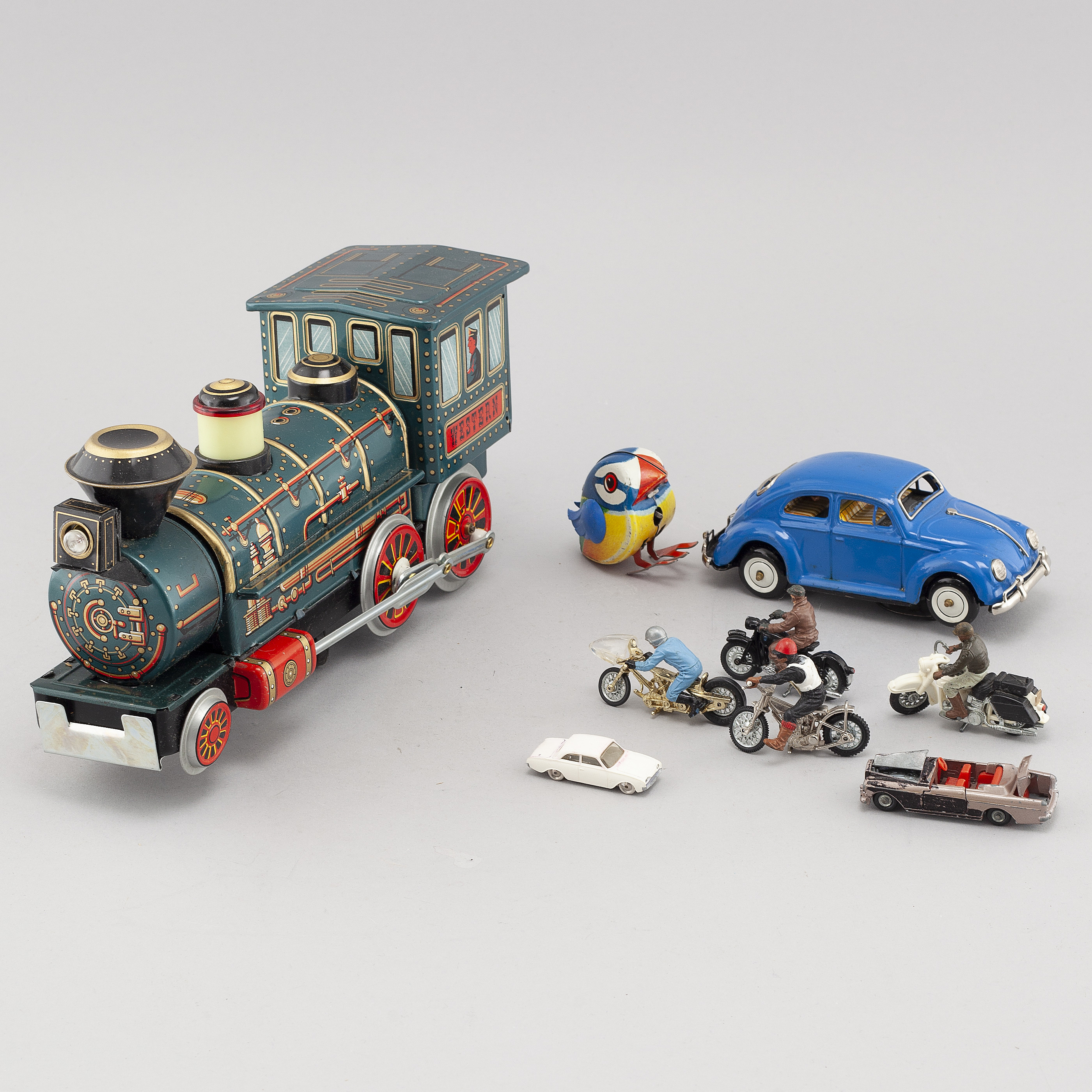 PARTI LEKSAKER, 10 st, bl a Lehmann och Japan, 1900-tal. - Bukowskis