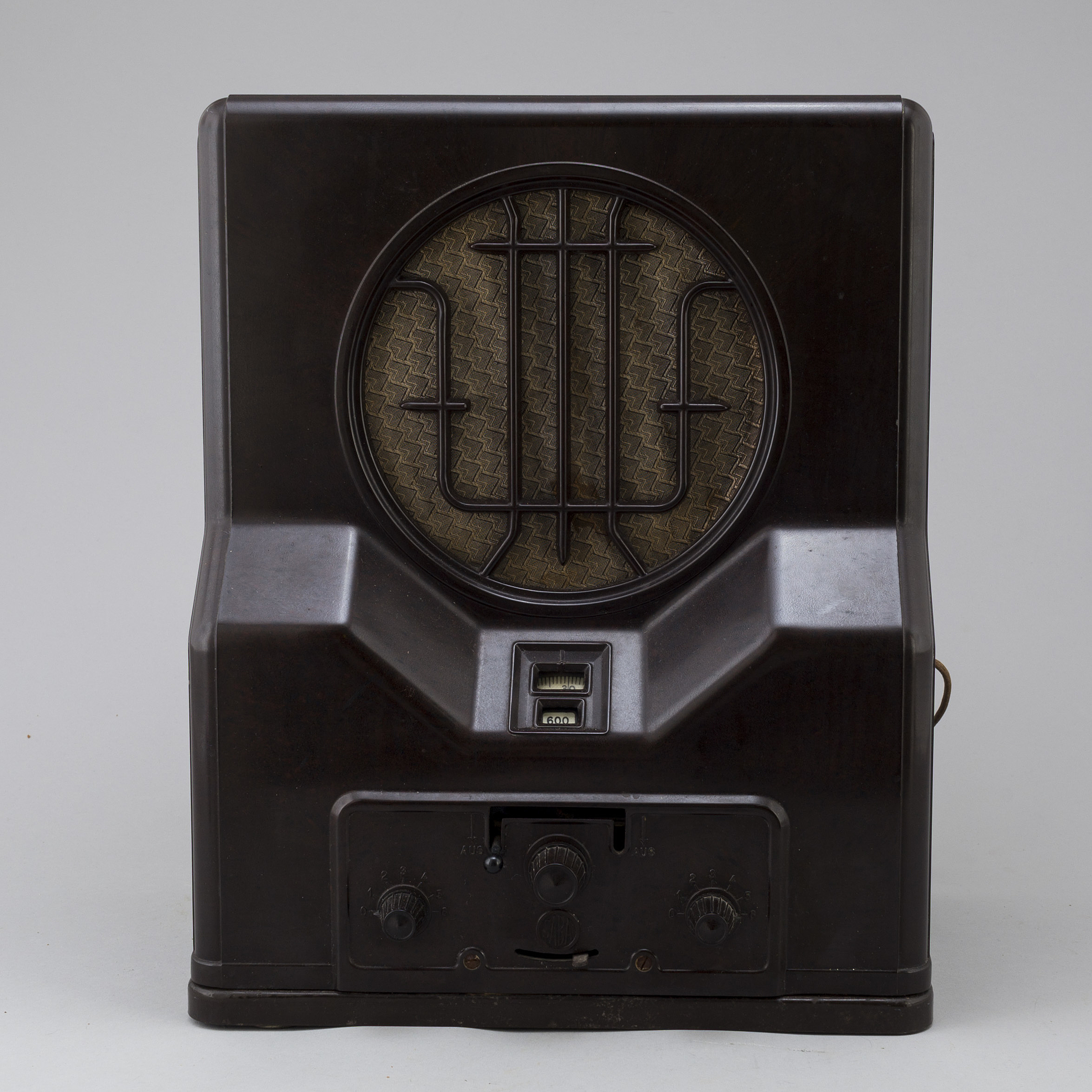 A 1930s radio. - Bukowskis