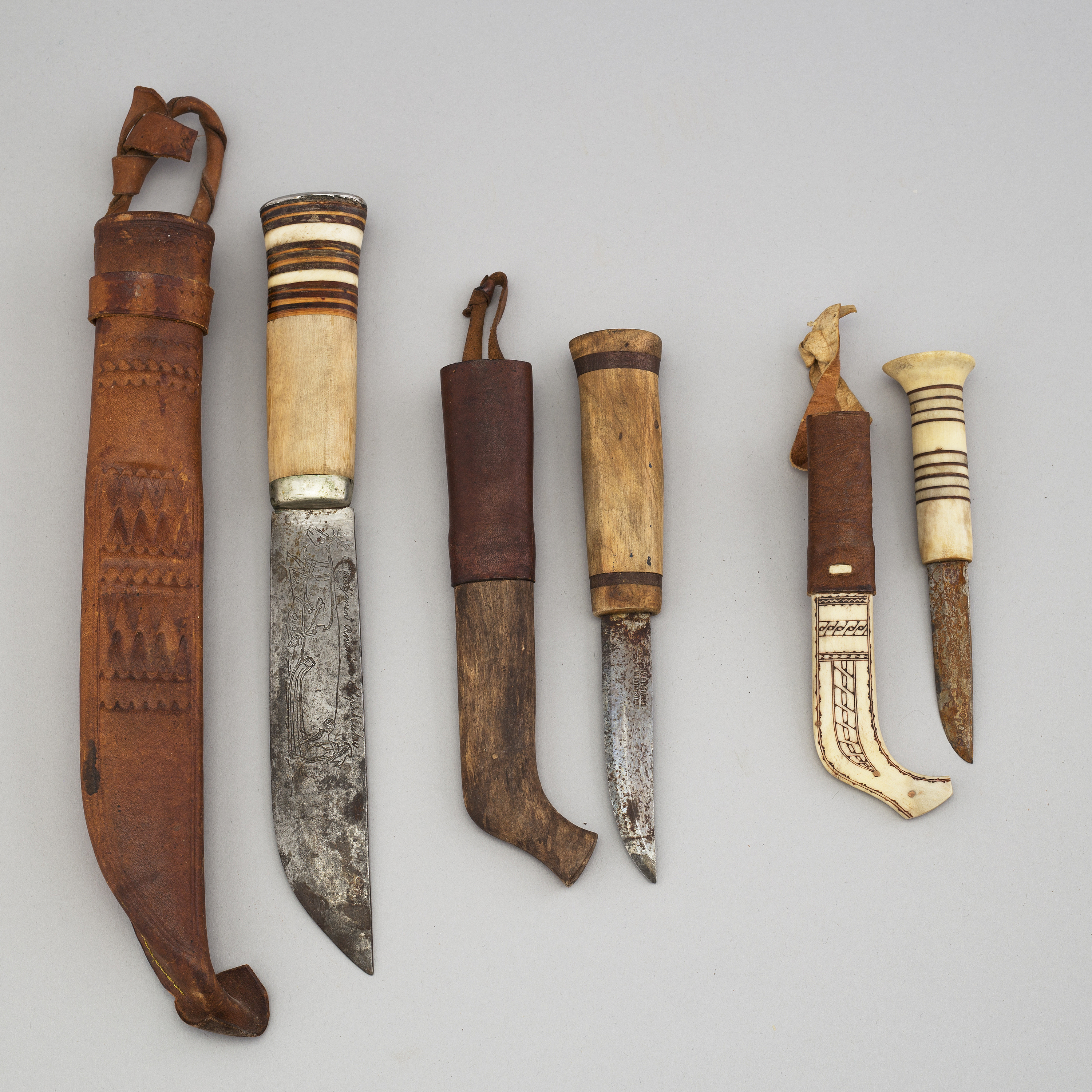 Seven Sami knives. - Bukowskis