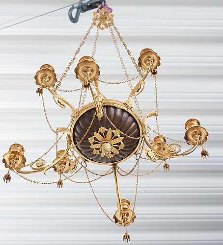 A late Gustavian early 19th century nine-light hanging-lamp. - Bukowskis