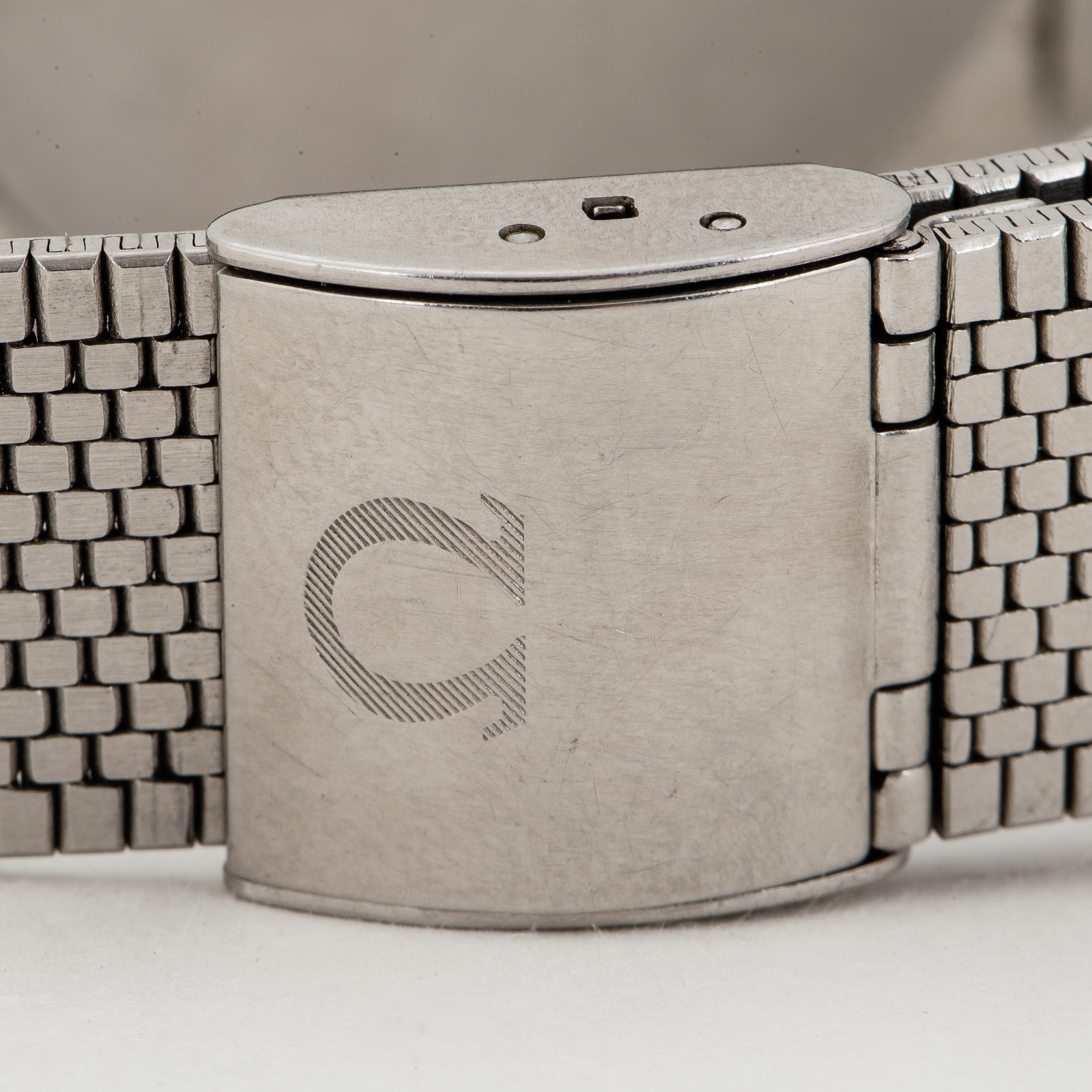 OMEGA, Speedmaster Quartz, wristwatch, 34 mm, - Bukowskis