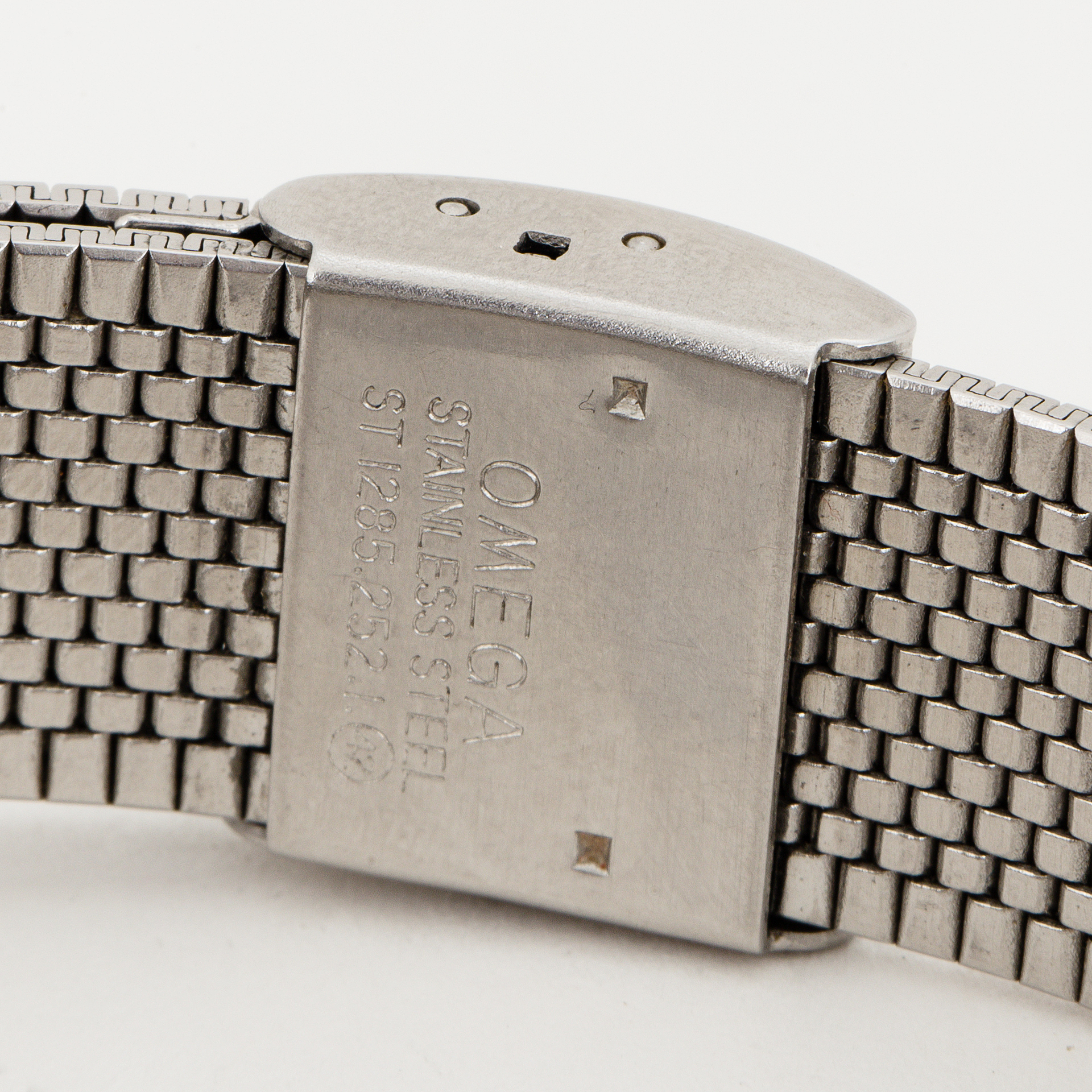 OMEGA, Speedmaster Quartz, wristwatch, 34 mm, - Bukowskis