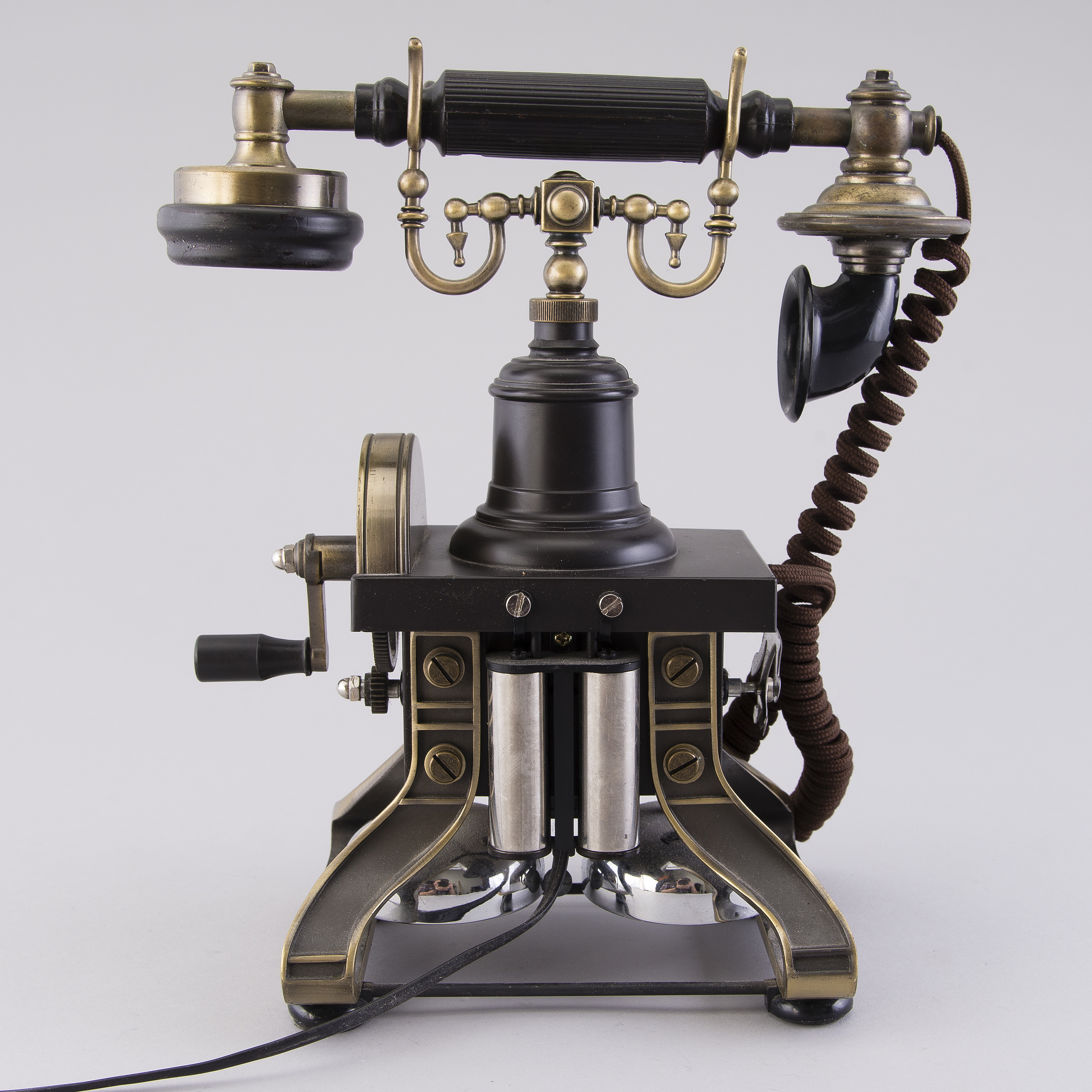 A Doro Audioline Millenium telephone, late 20th century. - Bukowskis