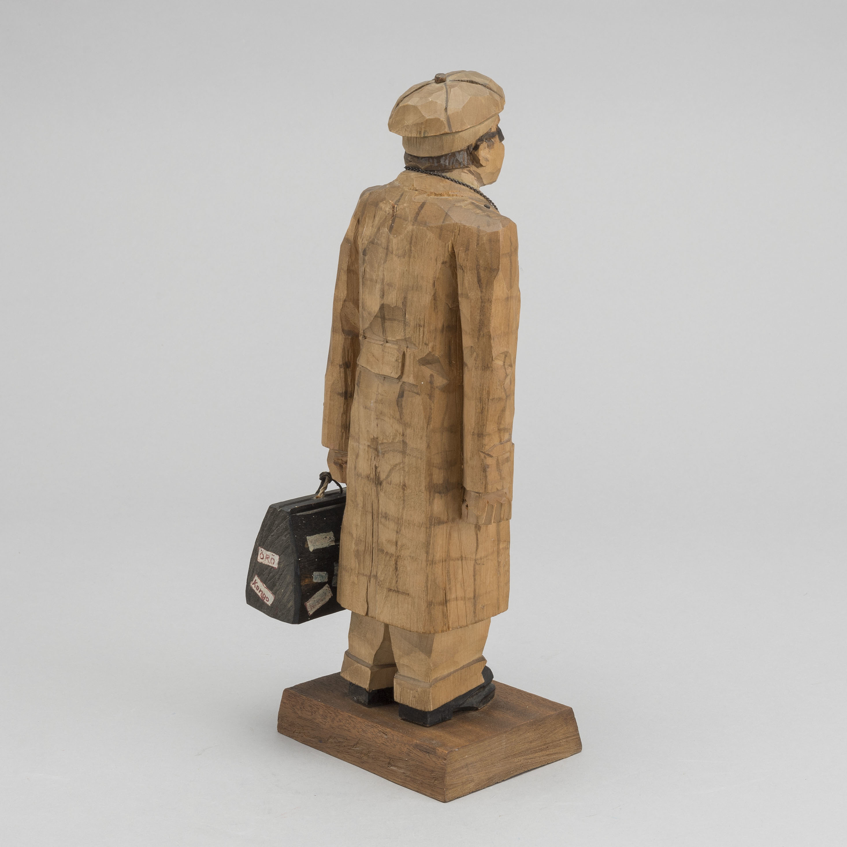 AXEL ERICSON, signed wooden sculpture. - Bukowskis