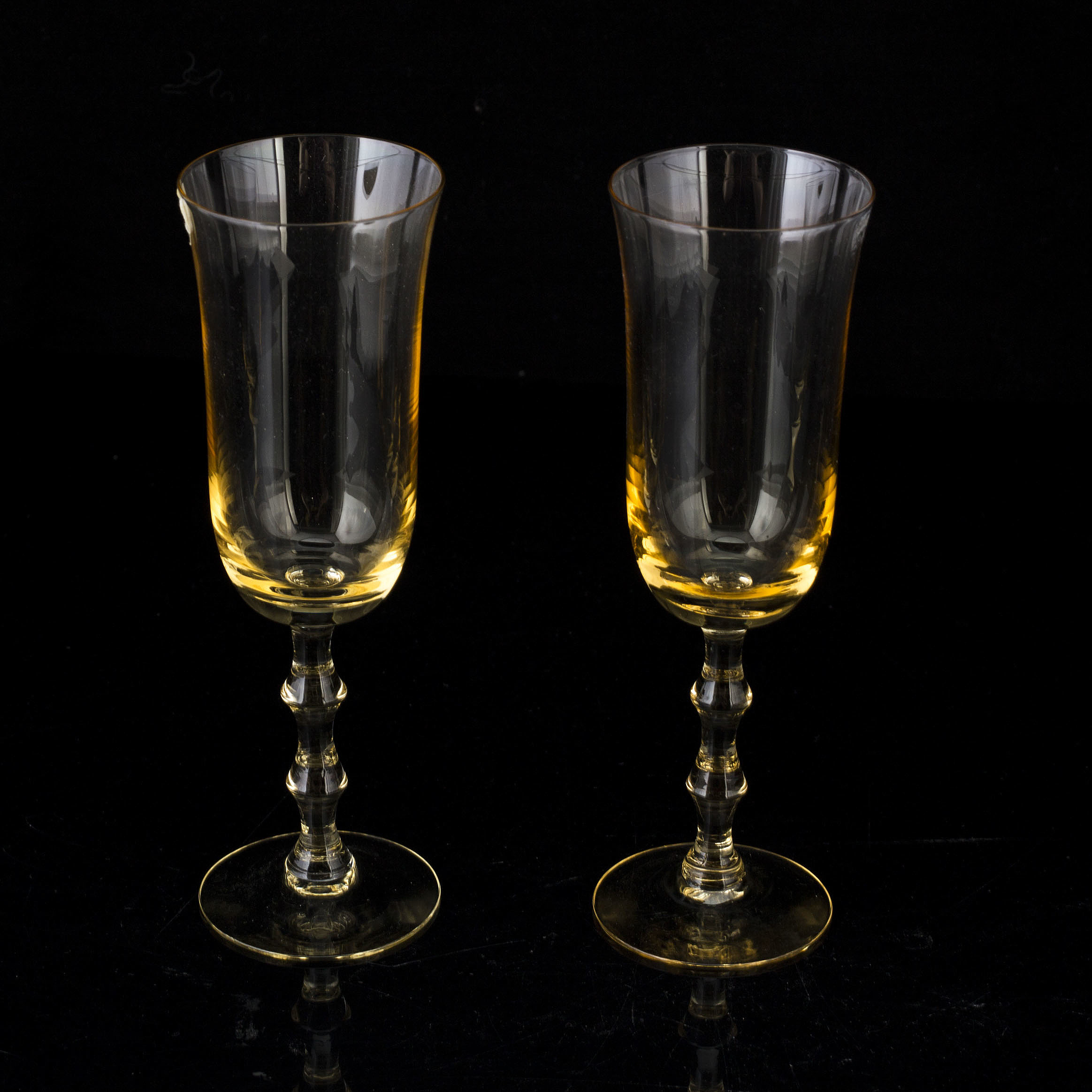 SIMON GATE, 12 champagne glasses, "Salut", Orrefors, 20th century ...