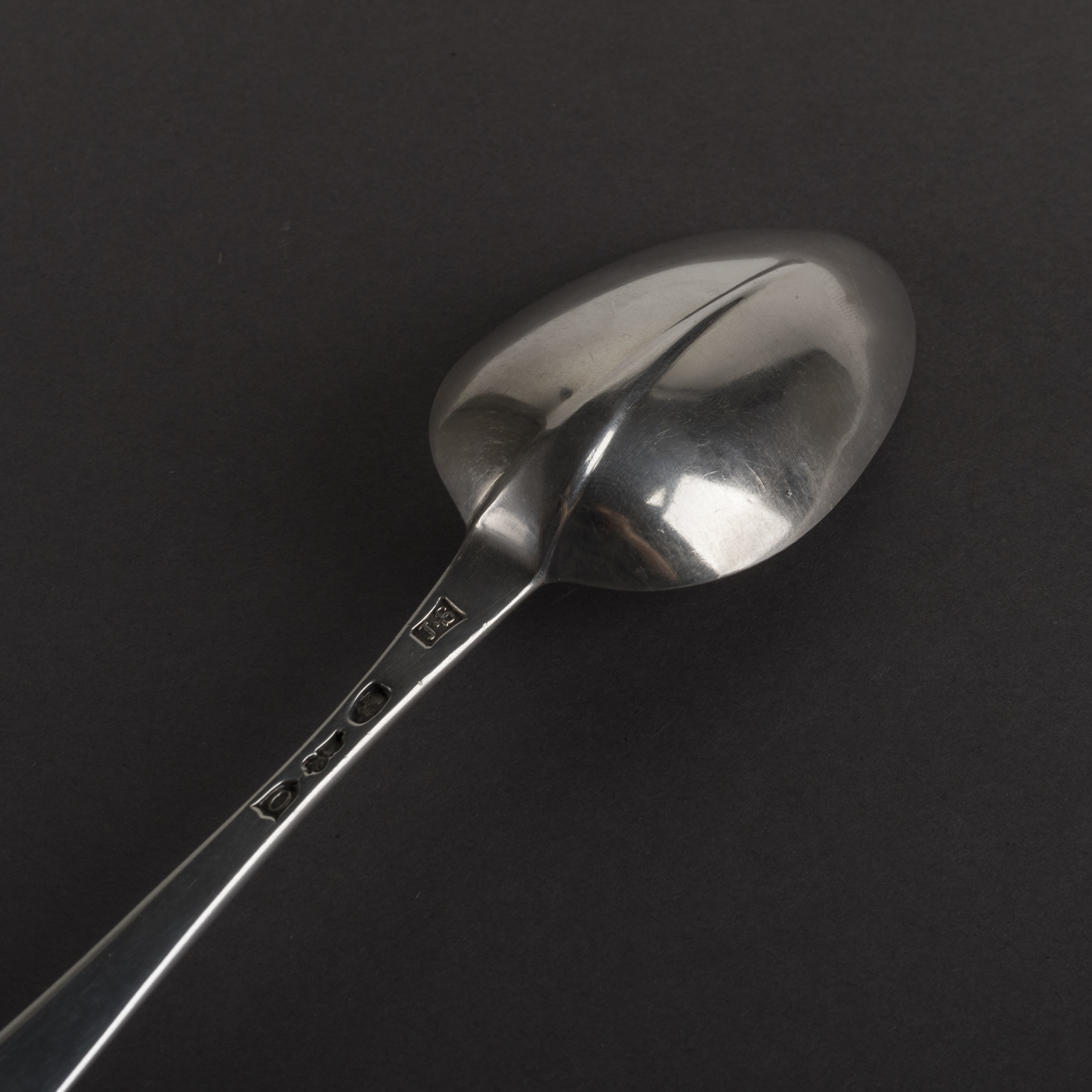 JOHN SHIELS råttsvanssked silver Dublin 1786. - Bukowskis