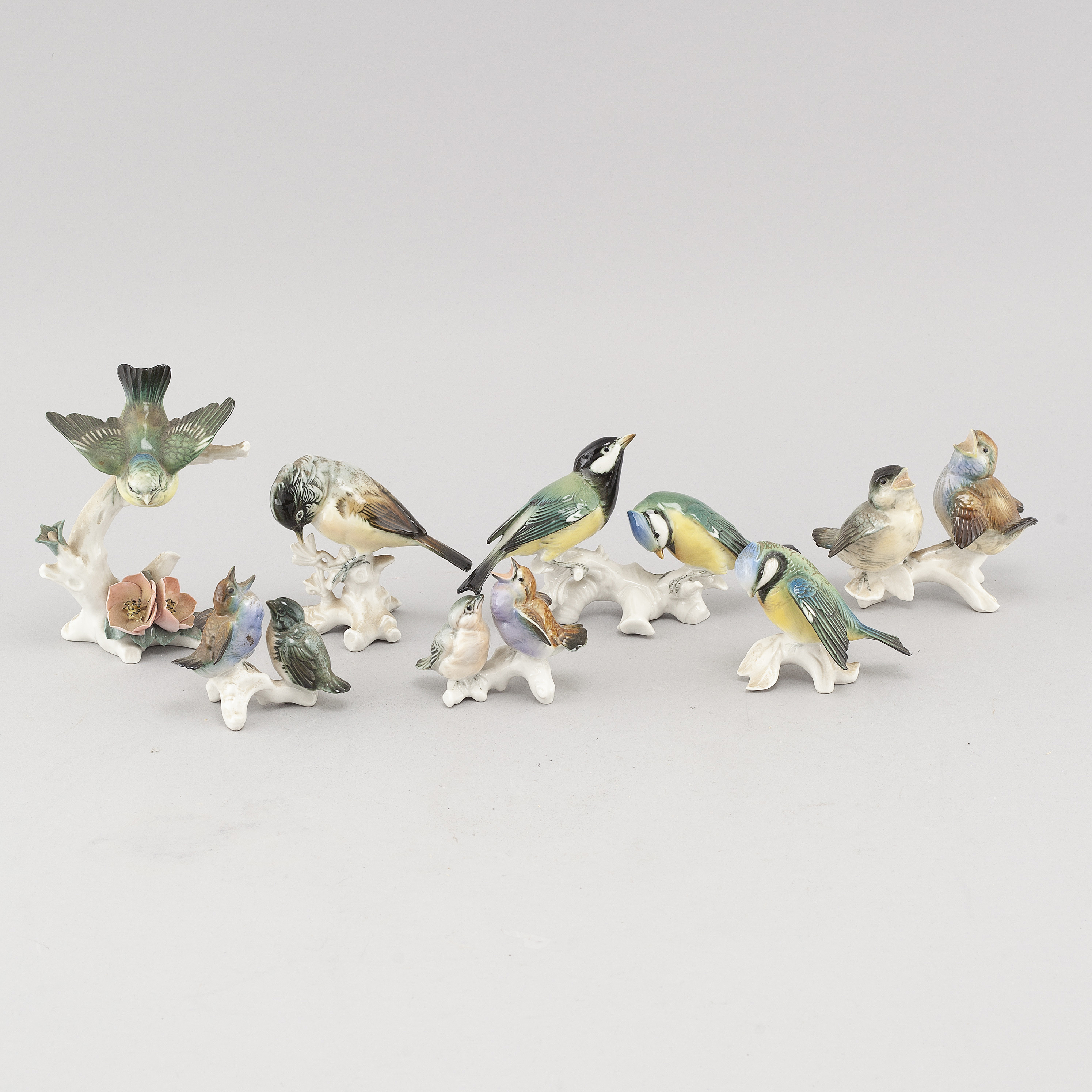 7 pieces mid 20th century porcelain figurines by Karl Ens, Germany ...