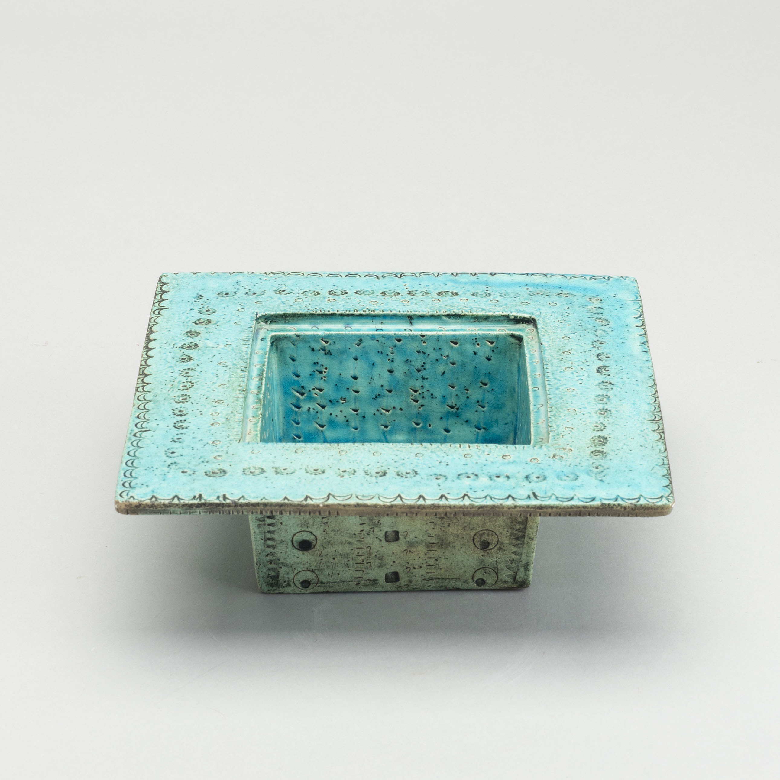 RUT BRYK, - Bukowskis