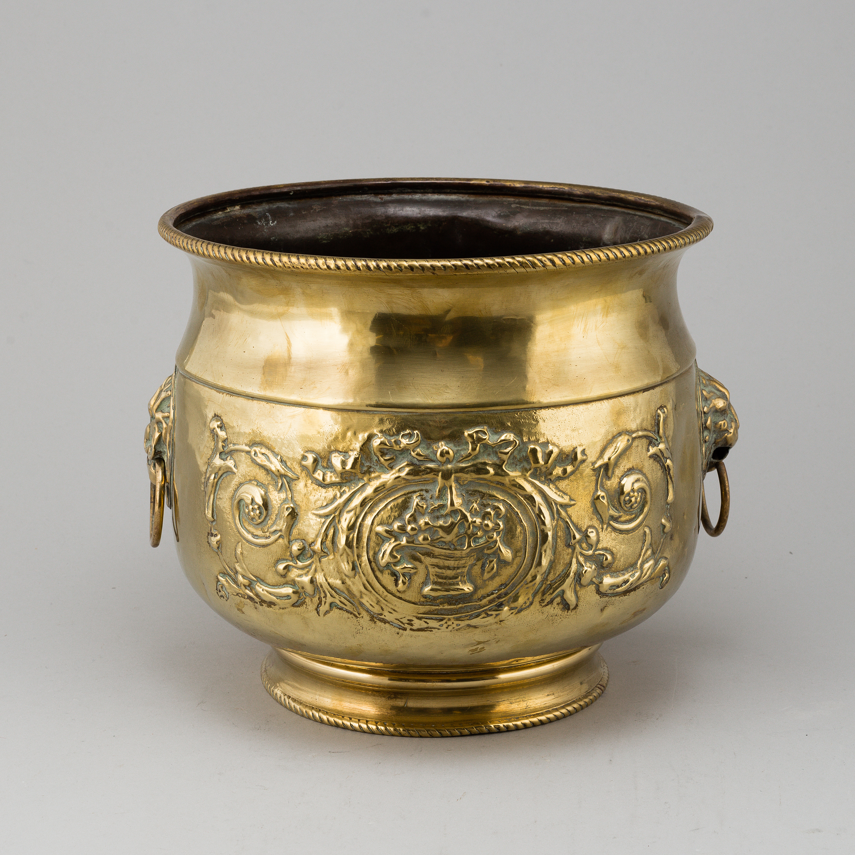 An 18th/19th century brass flower pot. - Bukowskis