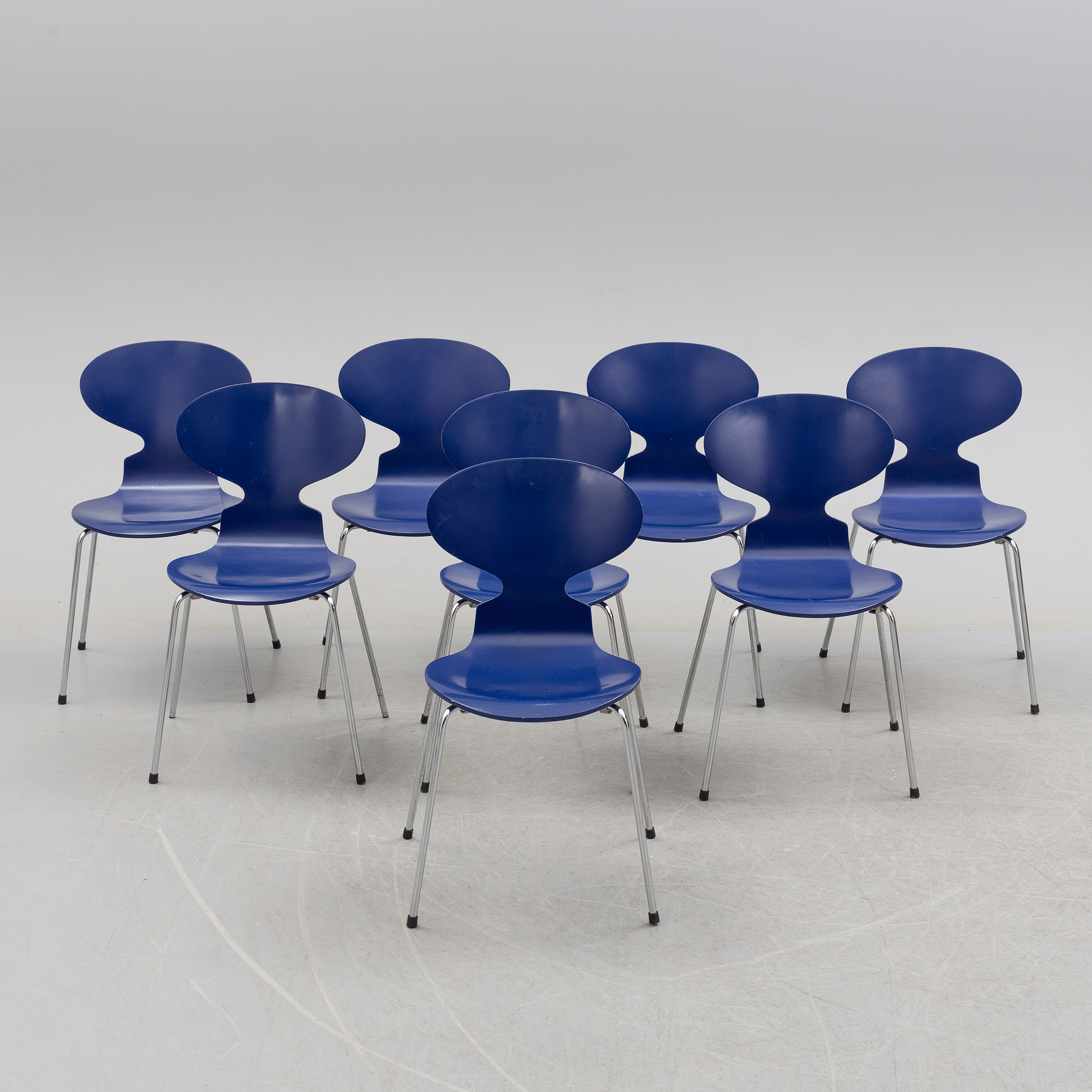 Eight 'Myran chairs' by Arne Jacobsen for Fritz Hansen, Denmark ...