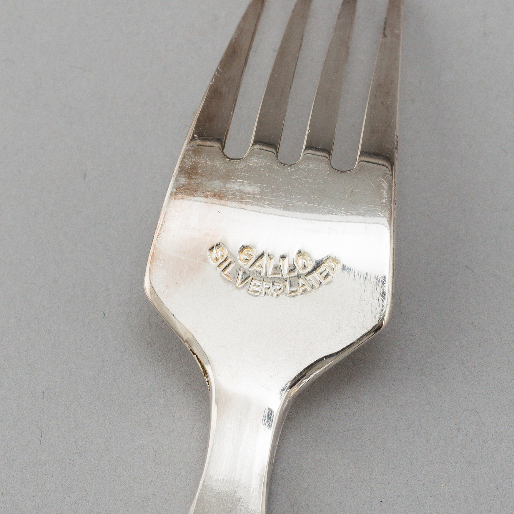A cutlery set by Gallo Design. - Bukowskis