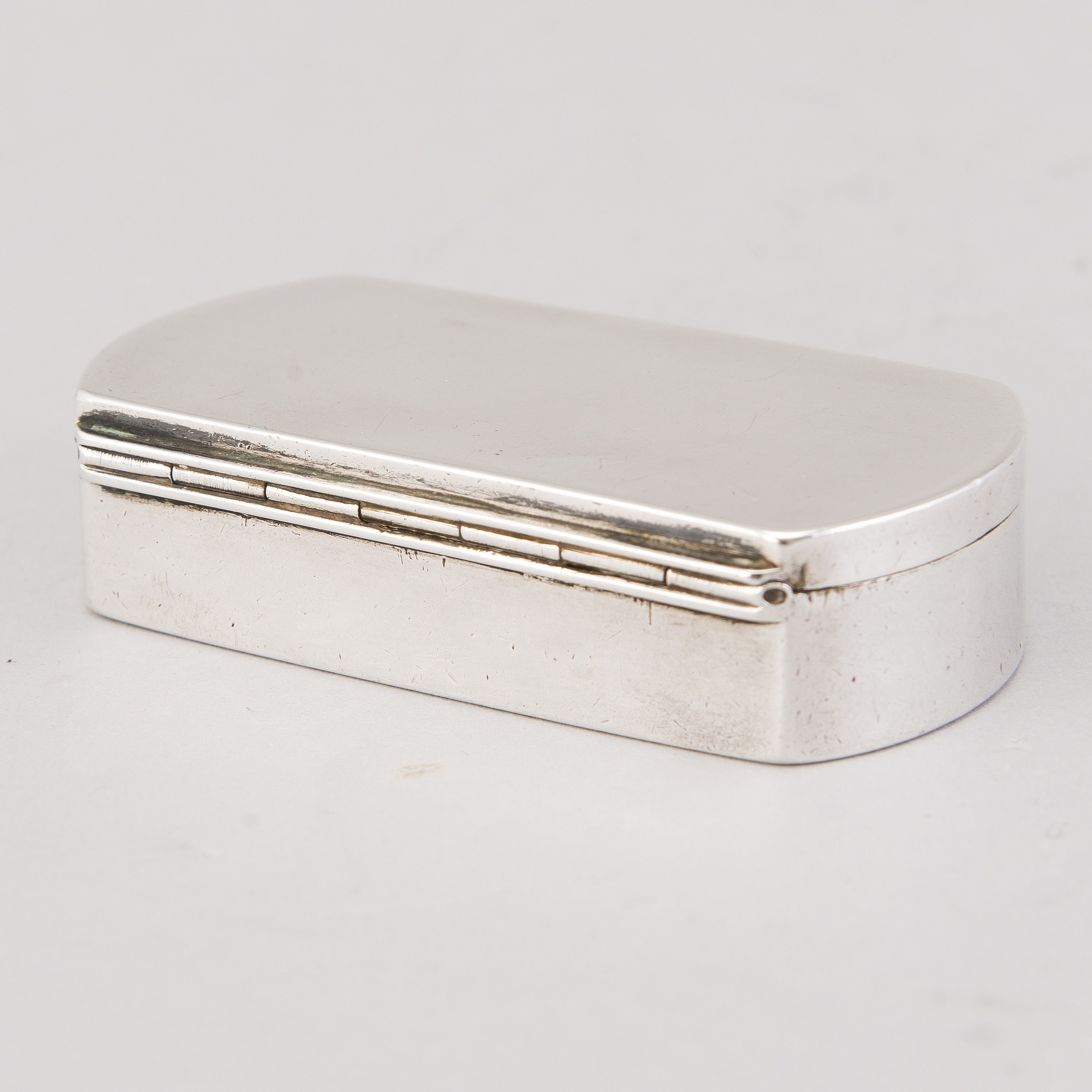 SNUSDOSA, silver, Borgå 1813, Johan Pernberg. - Bukowskis