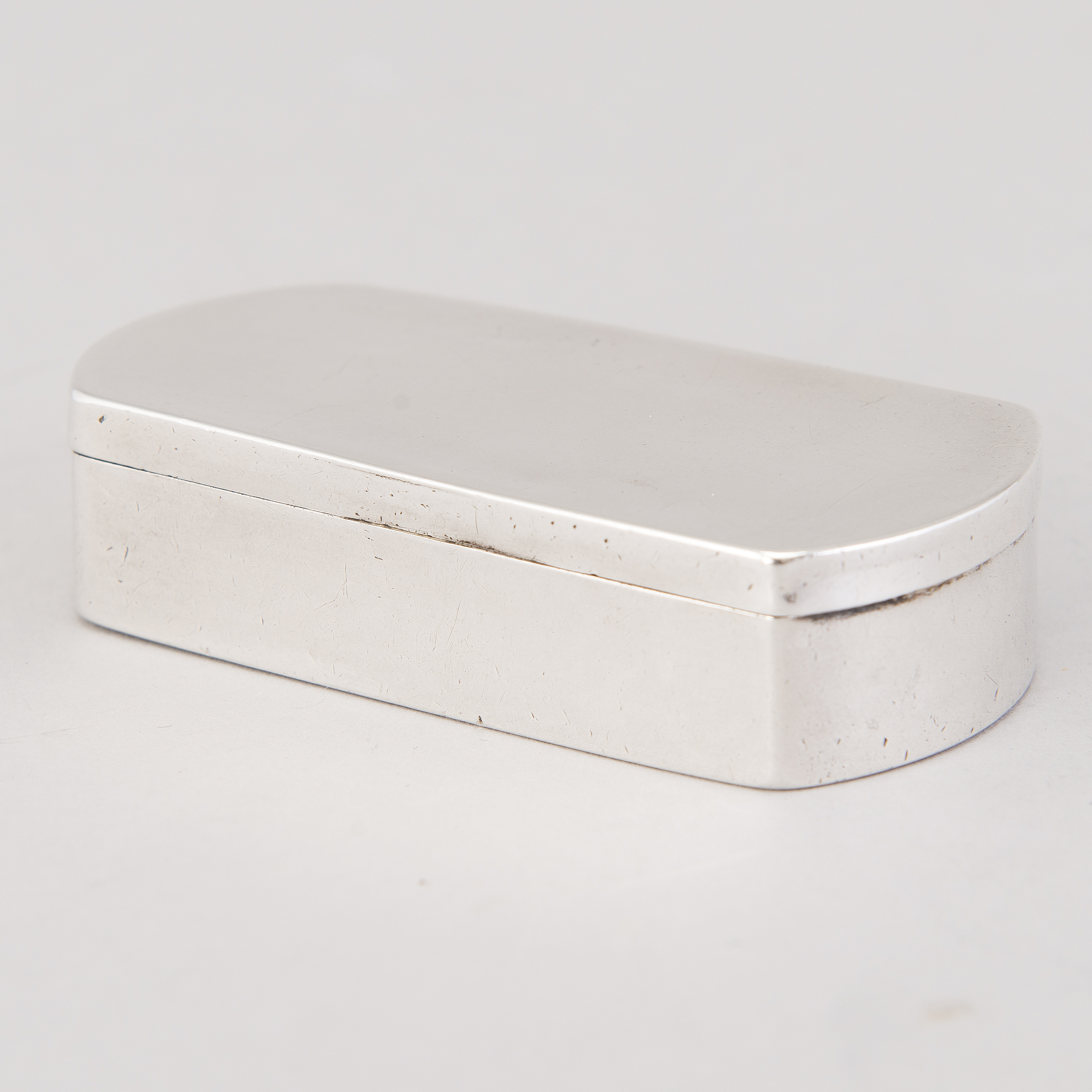 SNUSDOSA, silver, Borgå 1813, Johan Pernberg. - Bukowskis