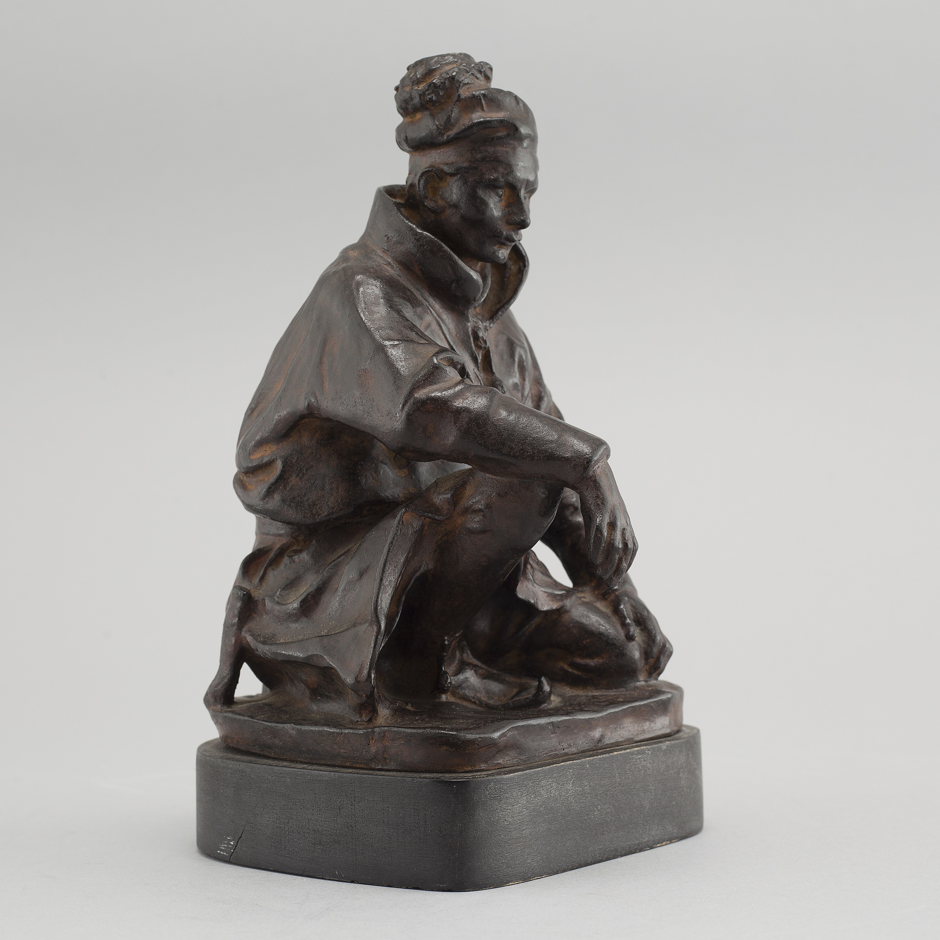 CHRISTIAN ERIKSSON, skulptur, sittande same, signerad och daterad ...