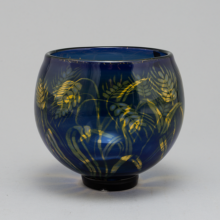 EVA ENGLUND, a 'Graal' glass bowl from Orrefors. - Bukowskis