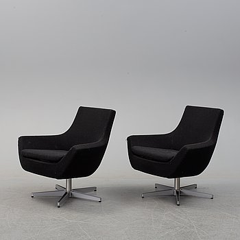 A pair of 'Happy Swing' easy chairs by Roger Persson, Swedese, early 21st century. - Bukowskis