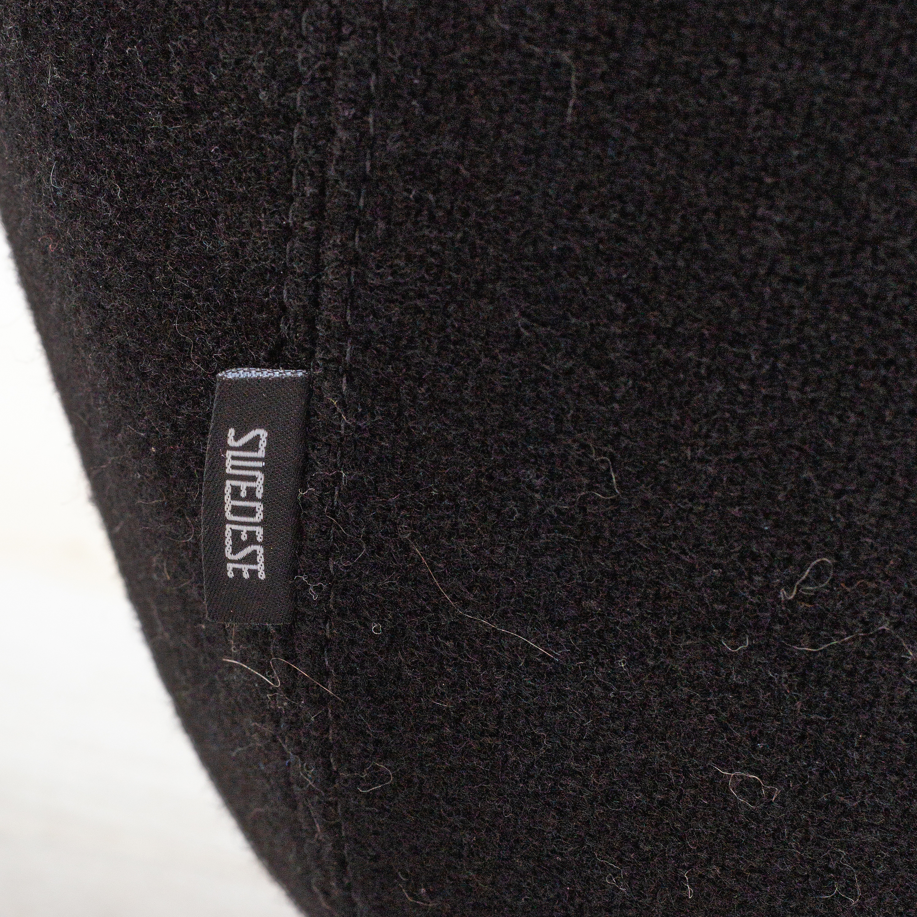 ROGER PERSSON, fåtöljer, ett par, "Happy Swing" för Swedese, 2000-tal. - Bukowskis