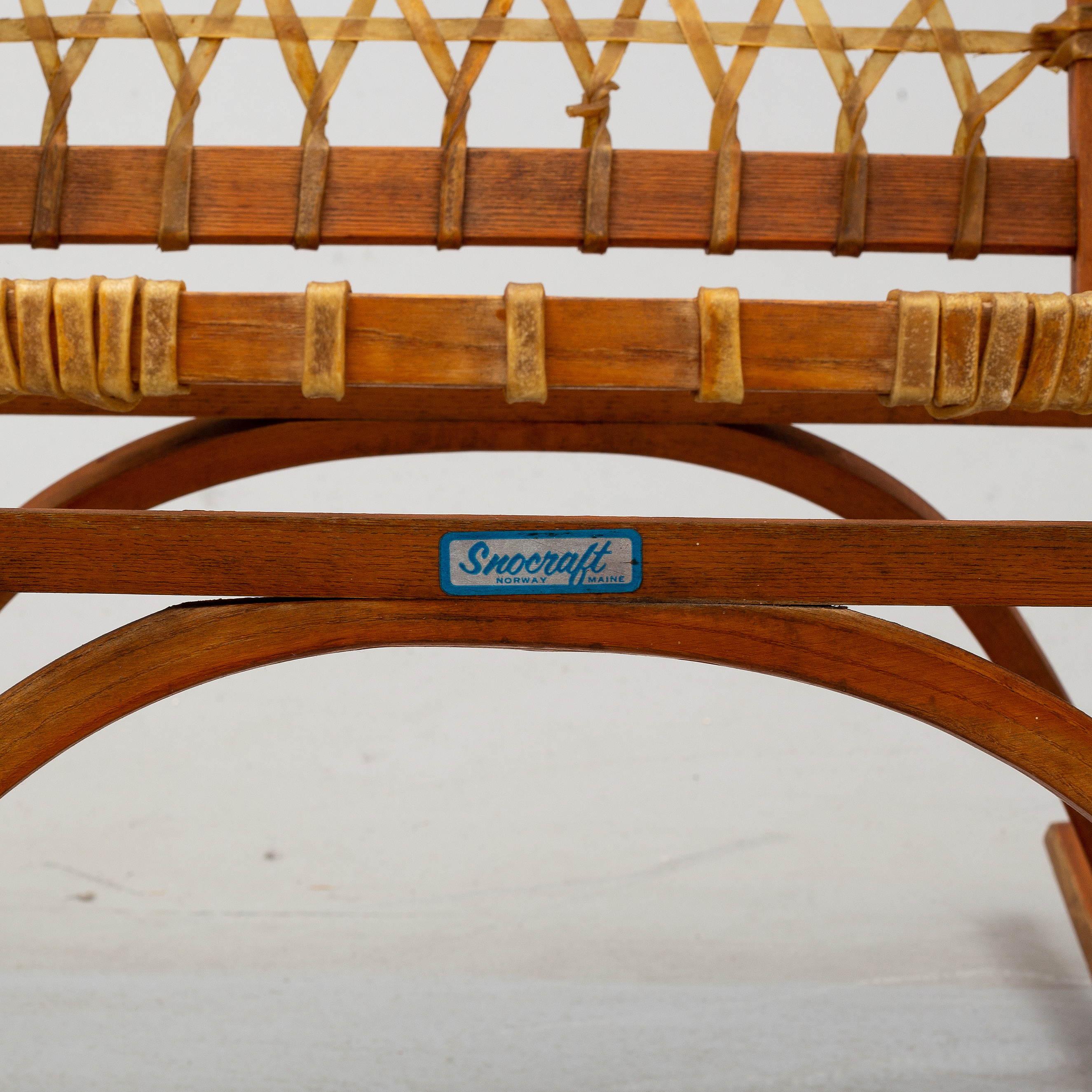 A 1950-/60´s rocking chair by SnoCraft, Norway Maine. - Bukowskis