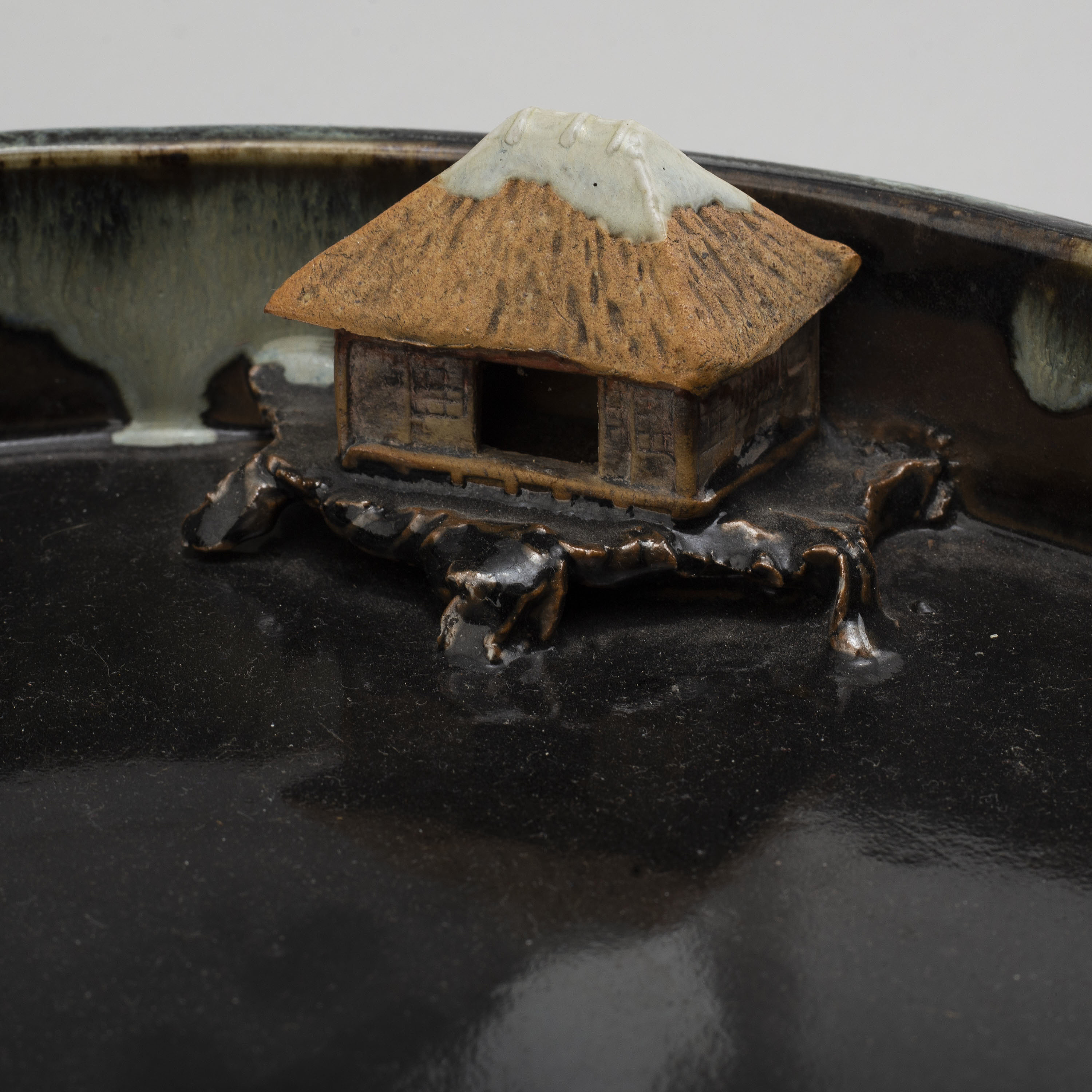 A Japanese pottery bowl, Sumida ware, meiji (1868-1912). - Bukowskis