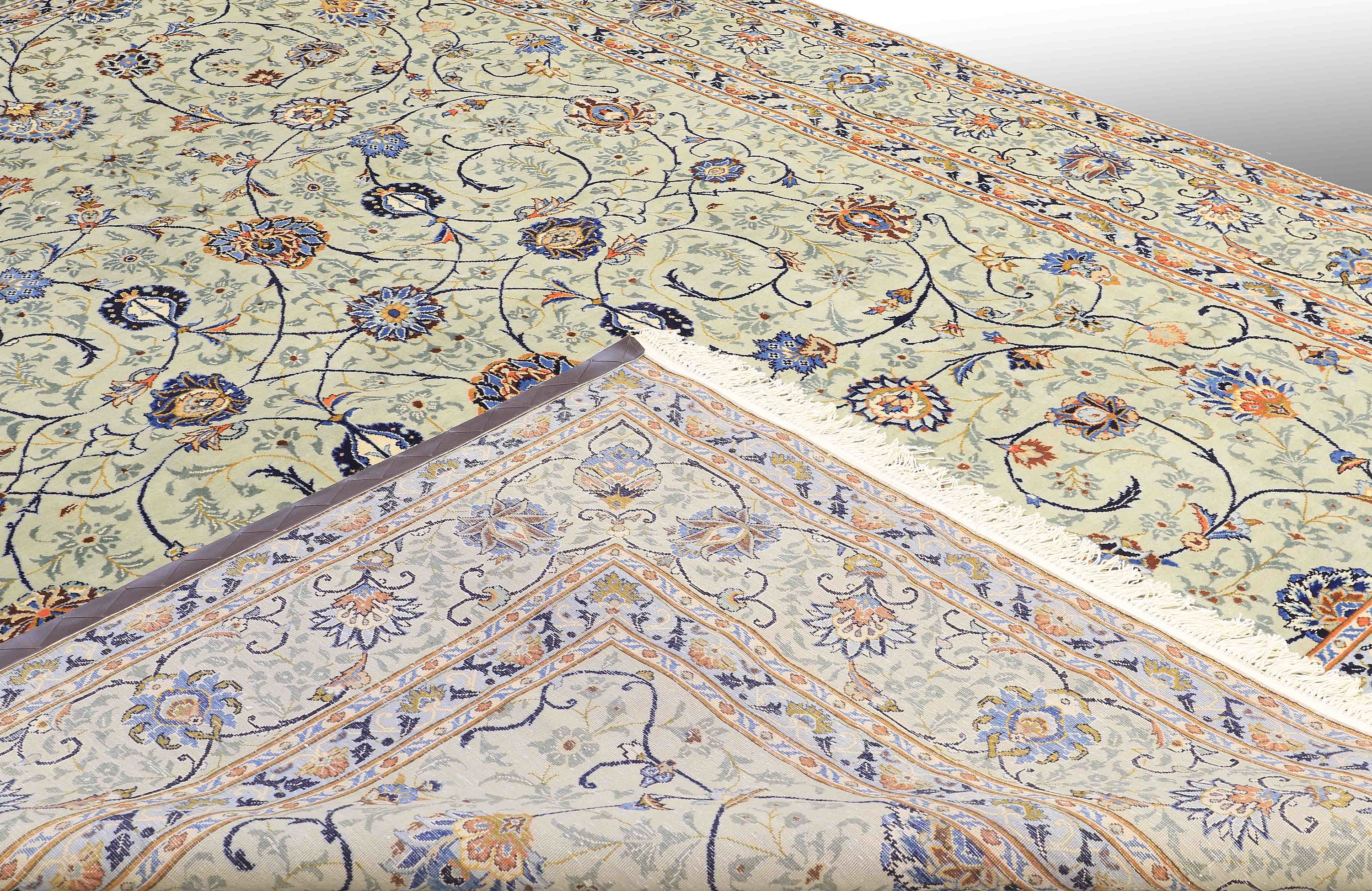 MATTA, Royal keshan, ca 385 x 280 cm. - Bukowskis