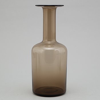 a glass vase by Otto Bauer, Kastrup/Holmegaard, Denmark. - Bukowskis